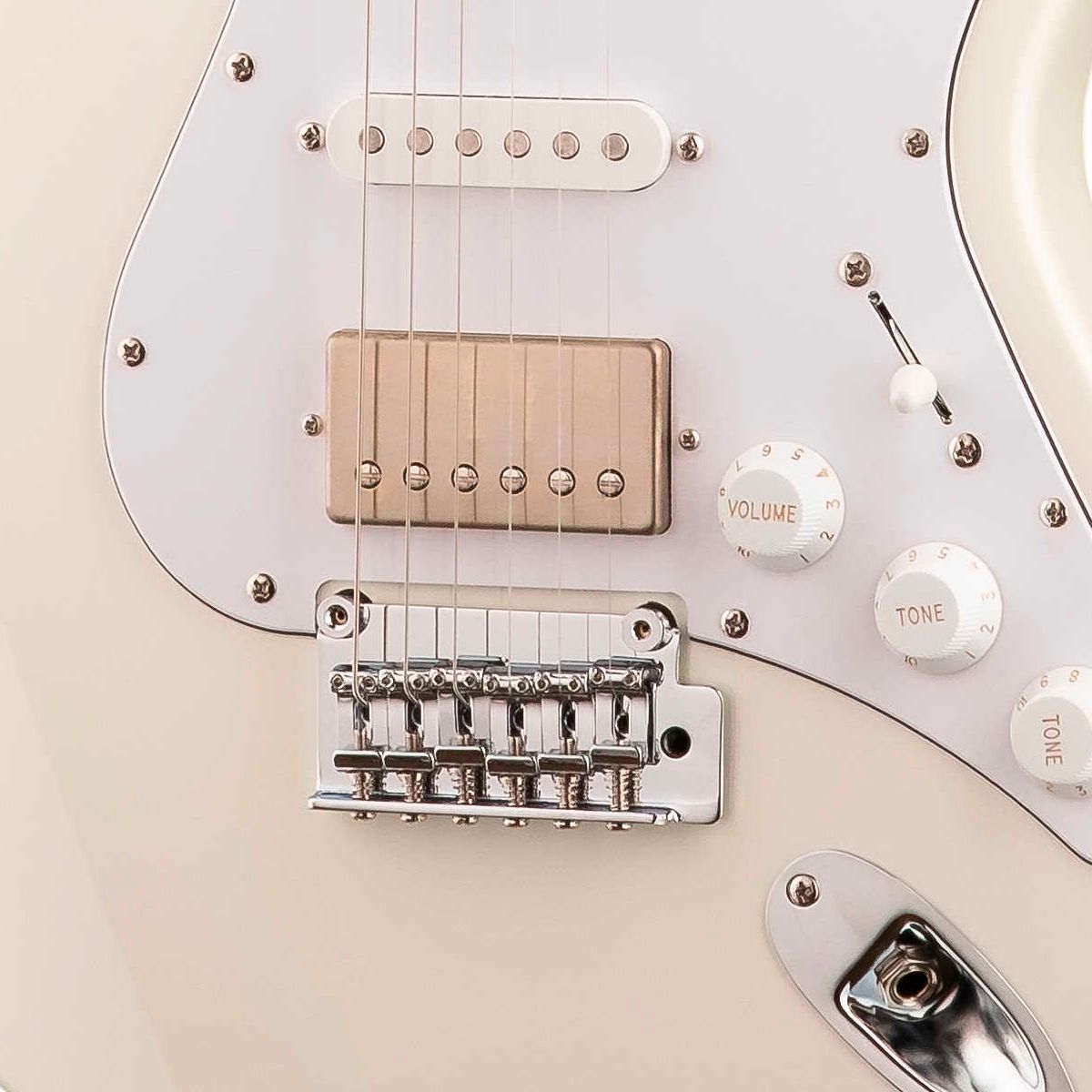Guitarra Stratocaster HSS Cort G260CS Olympic White - AudioDriver ...