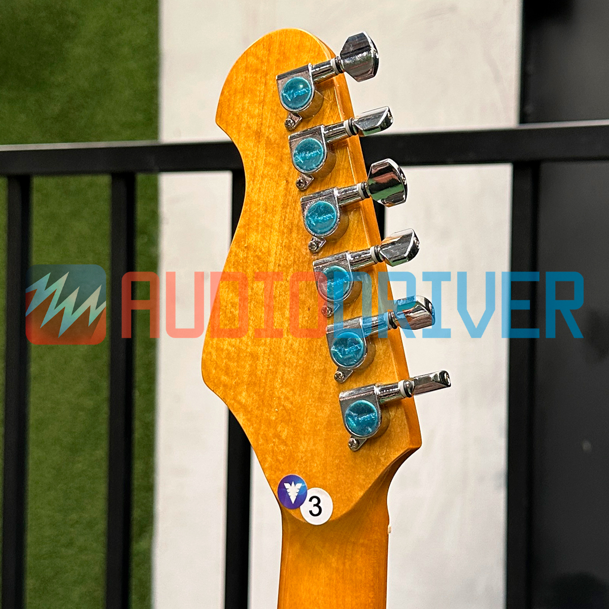 Guitarra Stratocaster PHX ST-2 RD – Estilo e Performance - AudioDriver ...