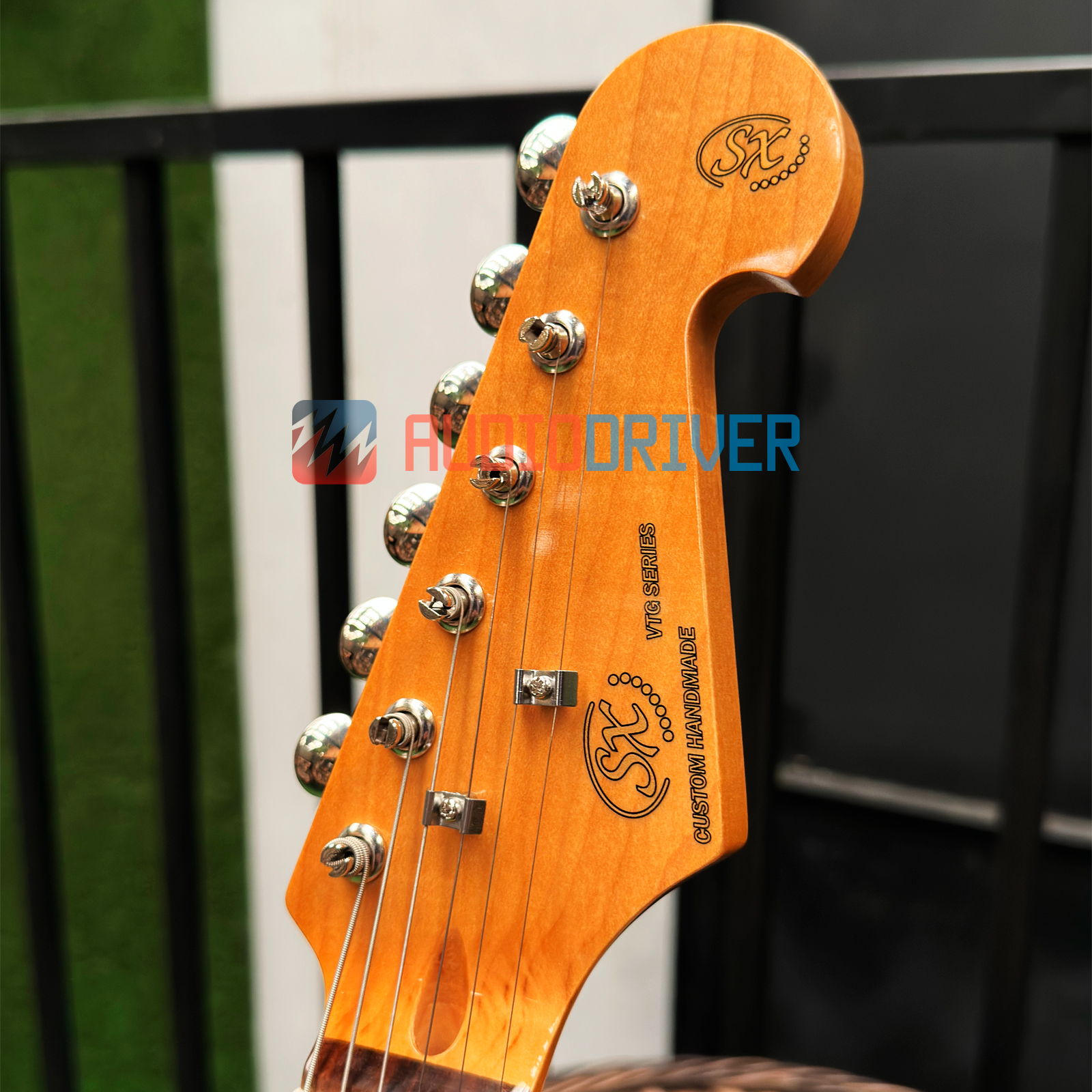 Guitarra Strato SX SST62+ HSH Lake Pacific Blue com Bag Inclusa ...