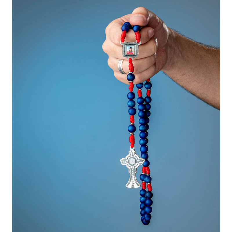 Terço de Carlo Acutis em Madeira Azul 10mm - Artigos Religiosos Gil e Jo