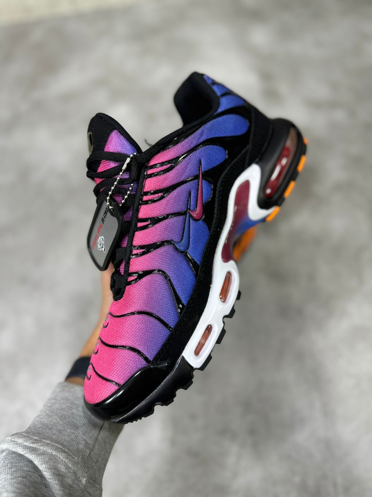 TENIS NIKE TN PATTA ROXO/ROSA - DA FANATICOS - Os melhores conjuntos e ...