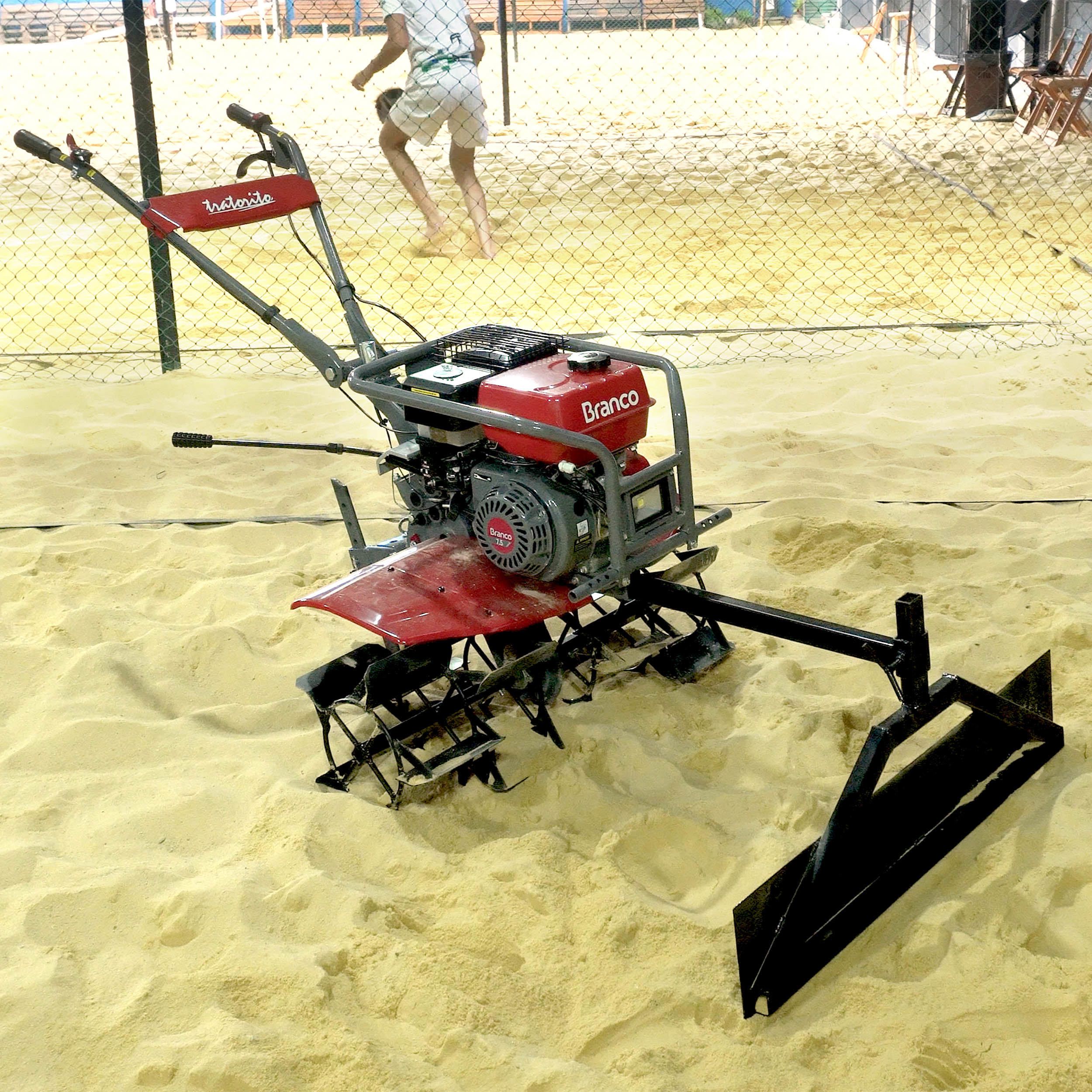 Máquina de Descompactar Nivelar Areia a Gasolina Branco Bttg 7,5hp ...