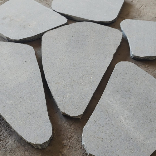 Piso de Granito Rústico Levigado em Retalhos - Original Pedras