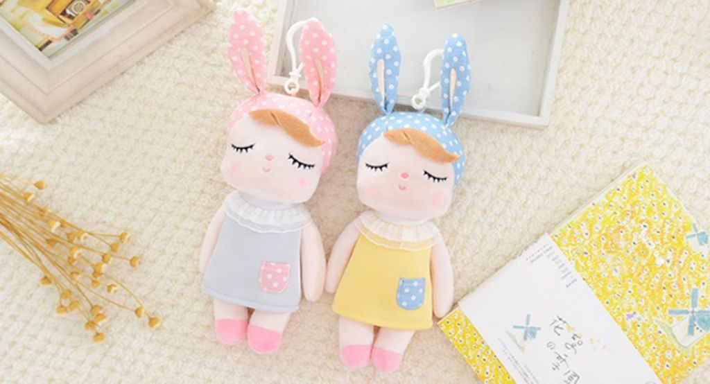 Mini Boneca Metoo Angela Cinza - Metoo - Tutti Amore - A melhor loja ...