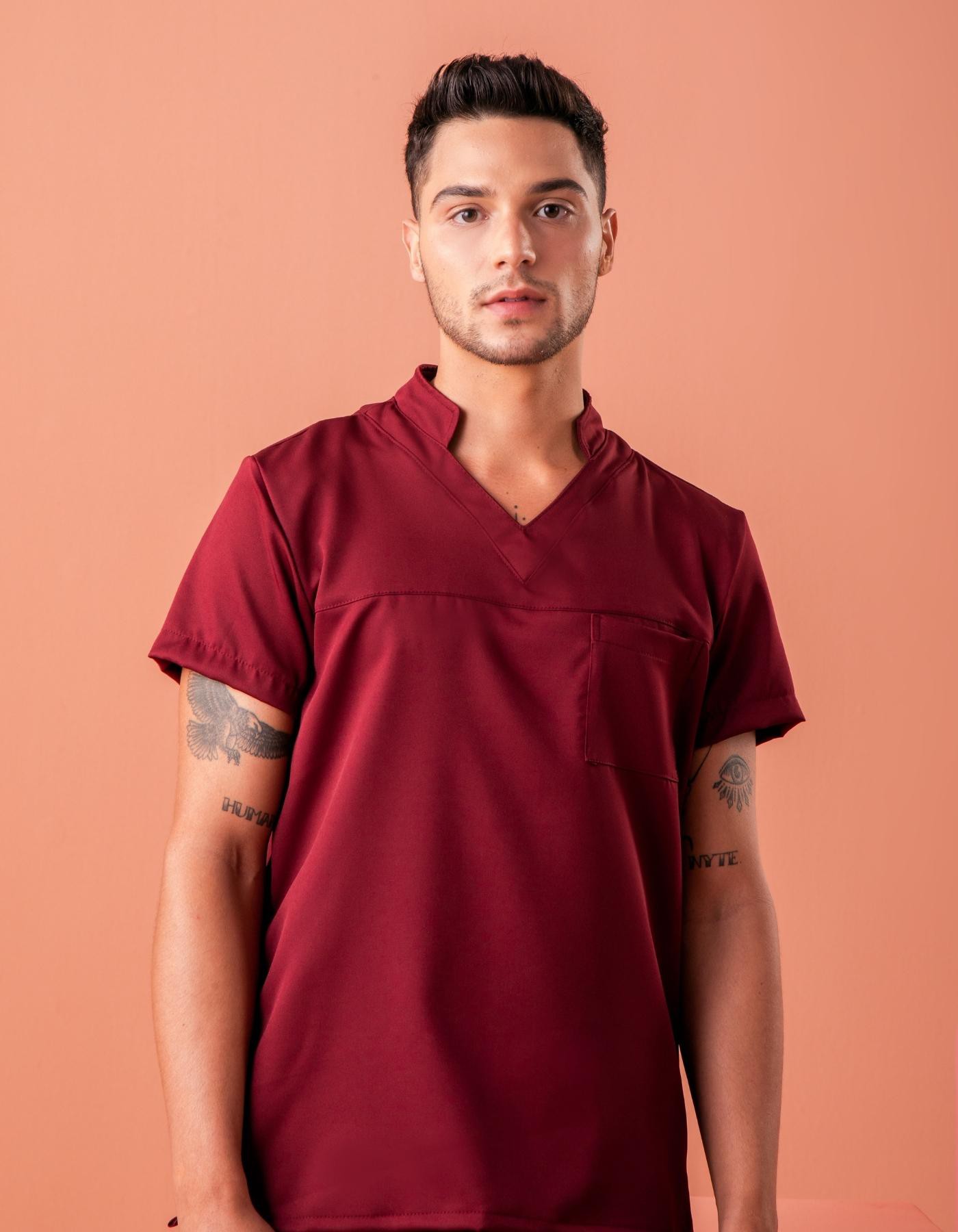 Scrub Masculino Harry Malbec - Dra. Charm