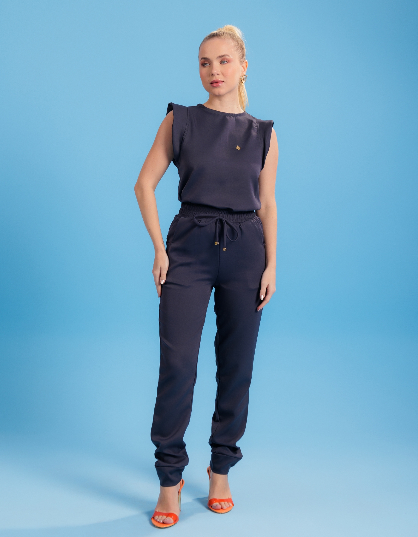 Scrub Feminino Alice Cinza Chumbo - Dra. Charm