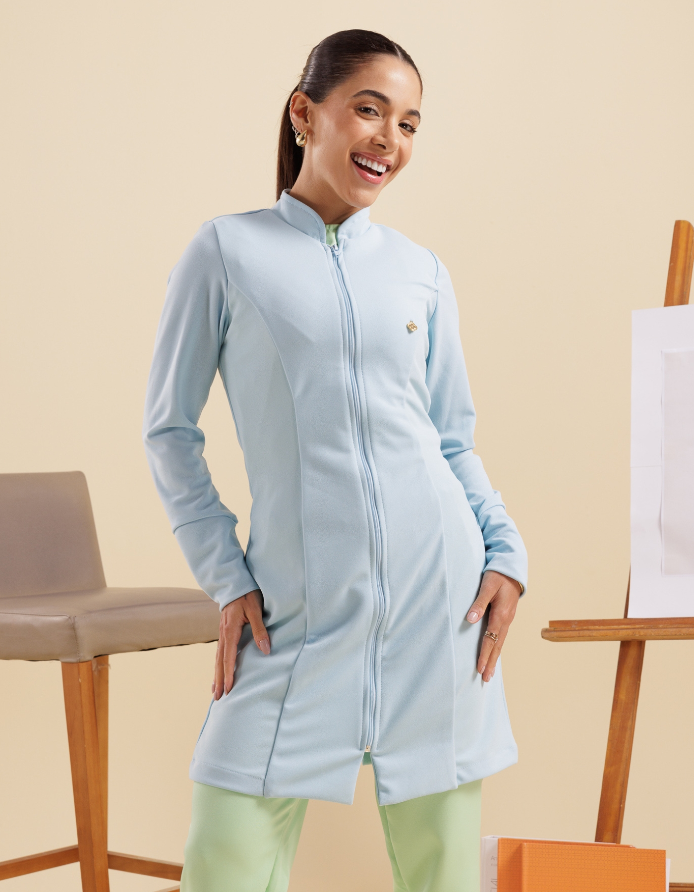 Jaleco Feminino Ava Azul Claro - Dra. Charm