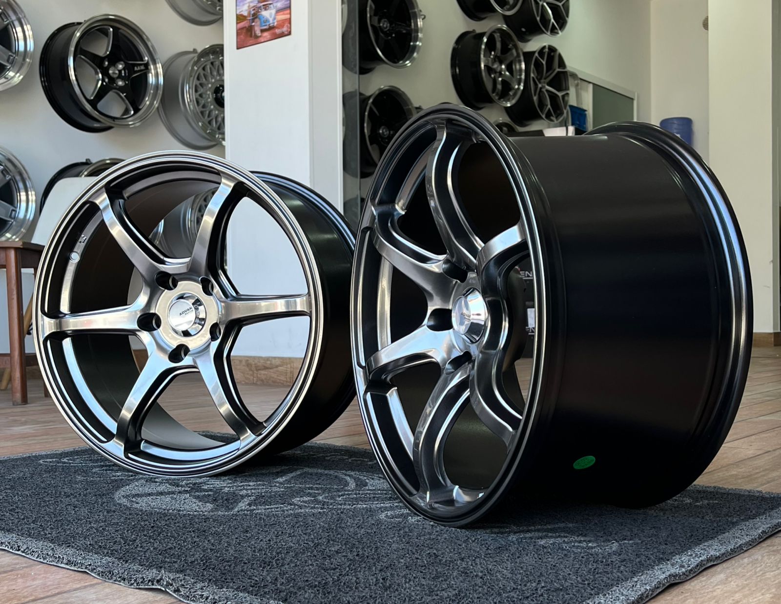 RODAS ADVAN RG2 ARO 18 DUAS TALAS FURAÇÃO 5X120 - Perfecta Rodas