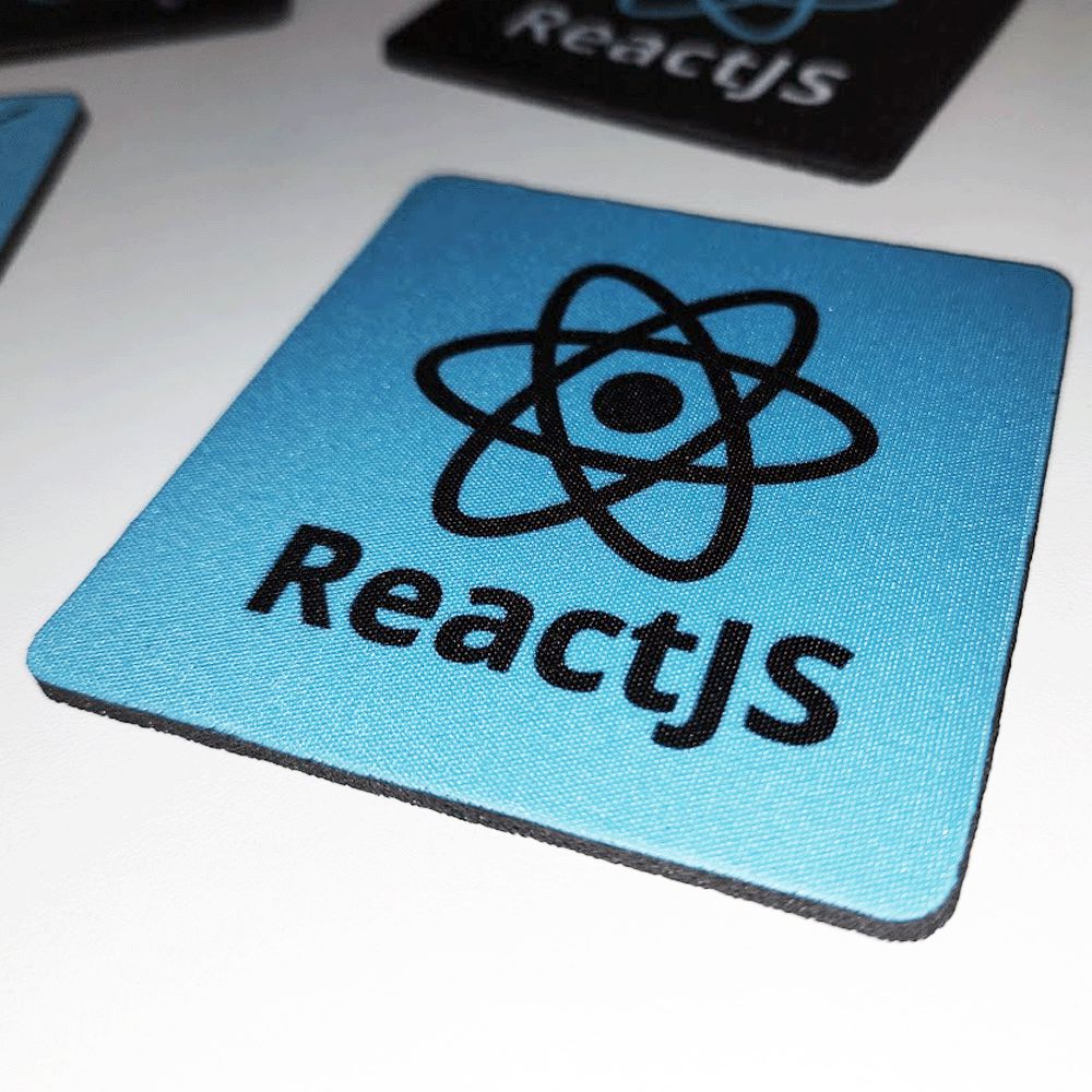 Porta copos DEV - React JS - Fun Geek Store