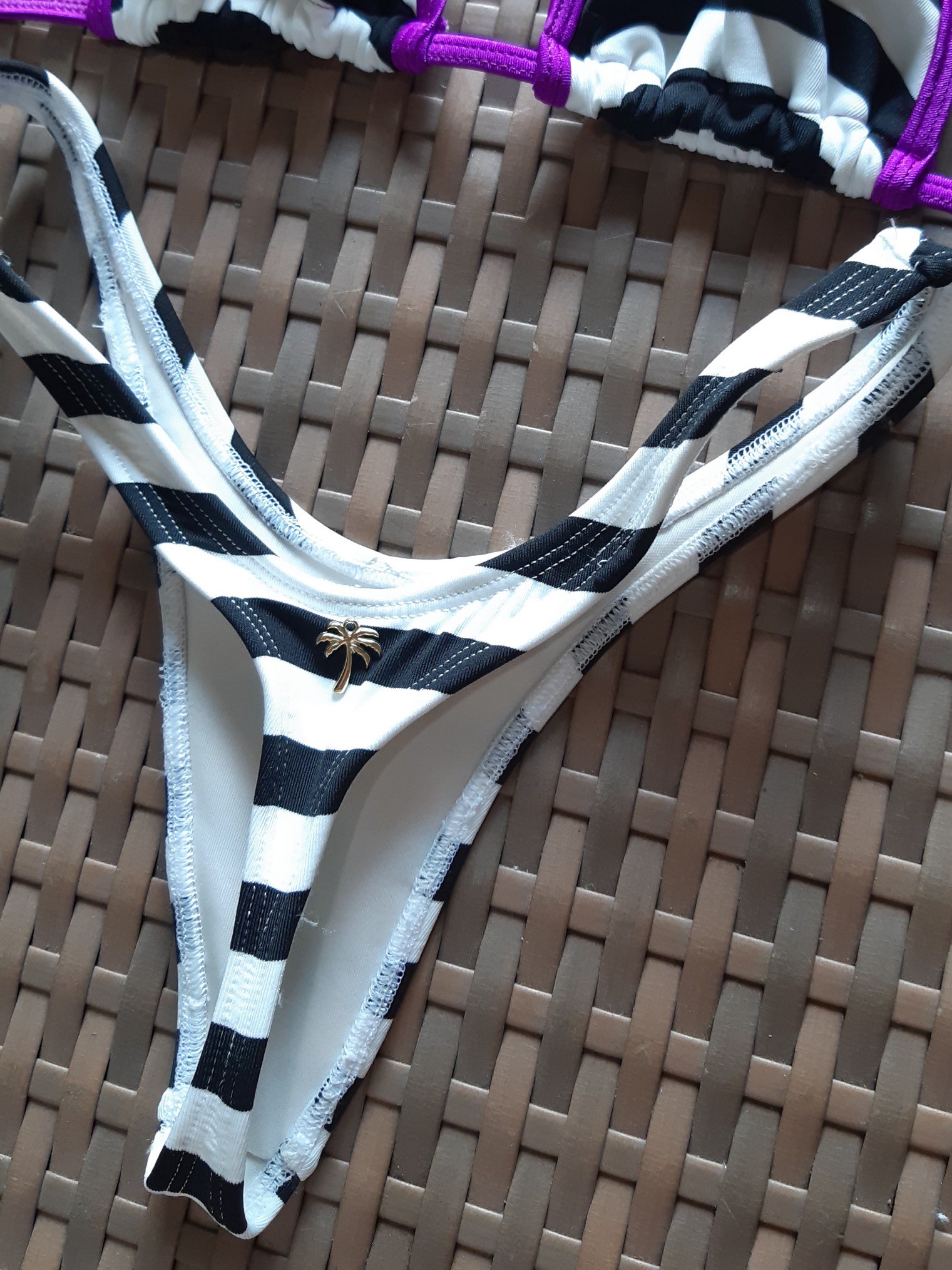 KINI MICRO FIO LISTRAS E UVAFRESH - Marquinha perfeita