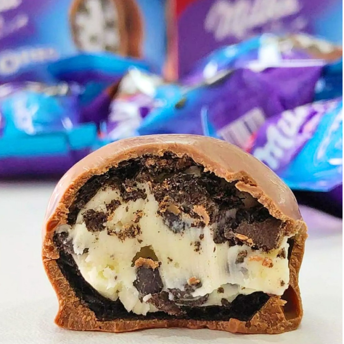 Bombom Recheado Oreo pct 540g - c/ 27 un - Santa Cruz Doces: Variedades ...