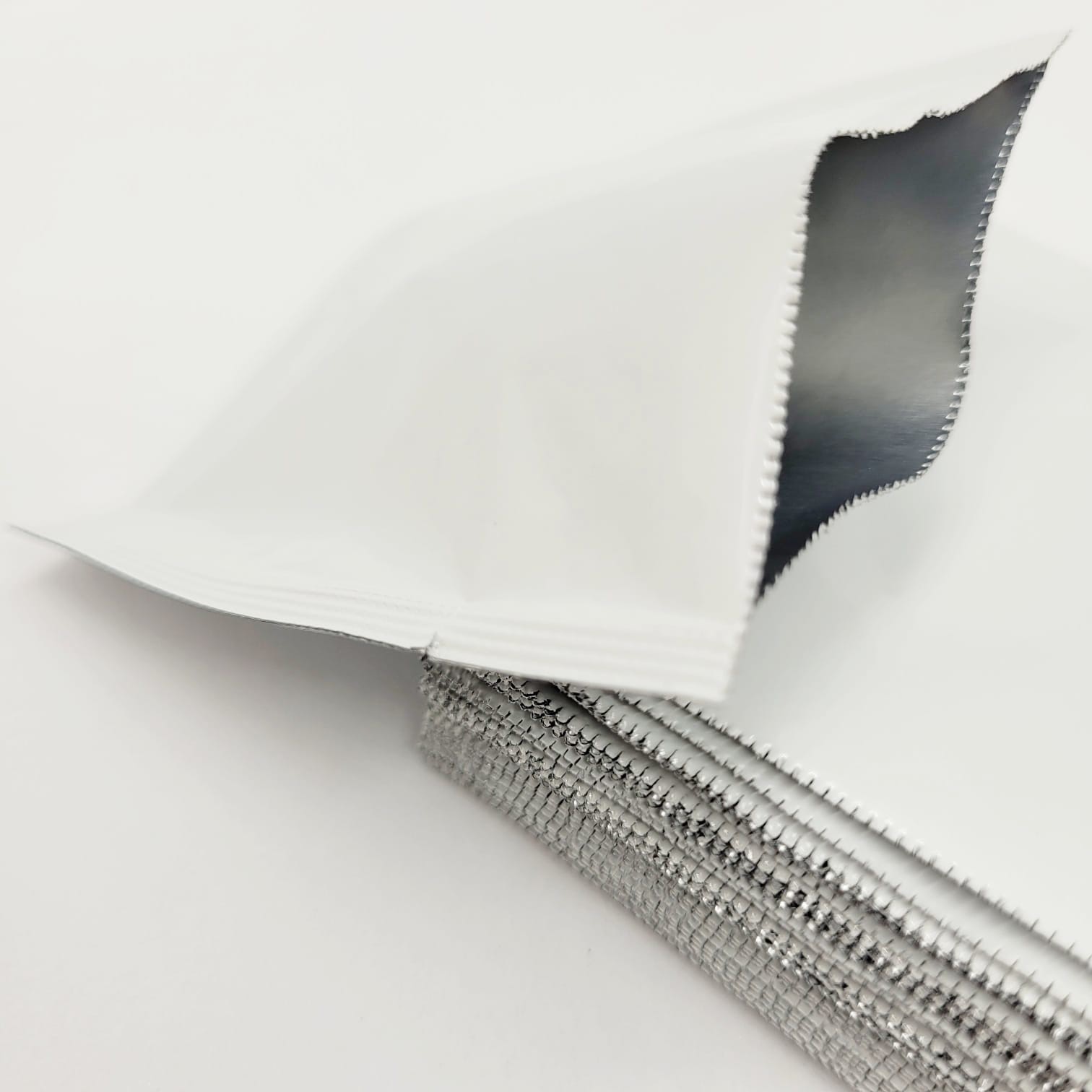 Embalagem Sachê Alumínio Branco ou Prata c/100 unidades - Sachê Pharma ...