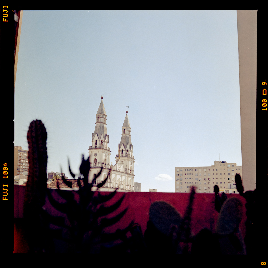 Filme 120 - Fujifilm Superia 100 - 2006 - ISO 100 - Foto com Filme