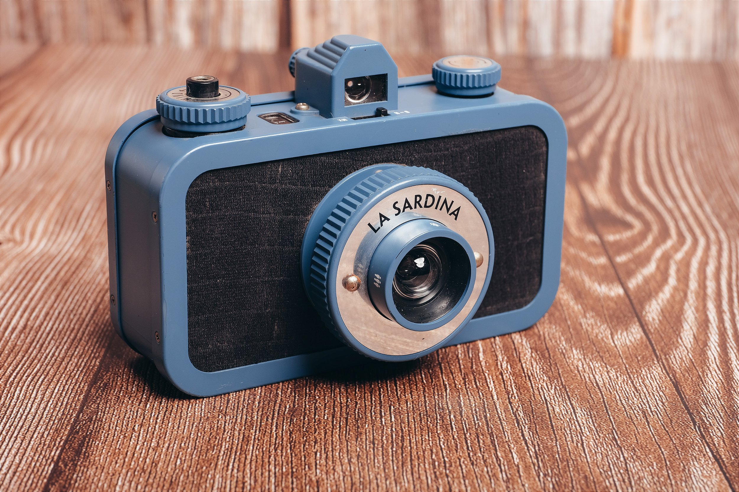 Câmera 35mm - Lomography La Sardina - Sapphire Serpent (7/10) - Foto ...