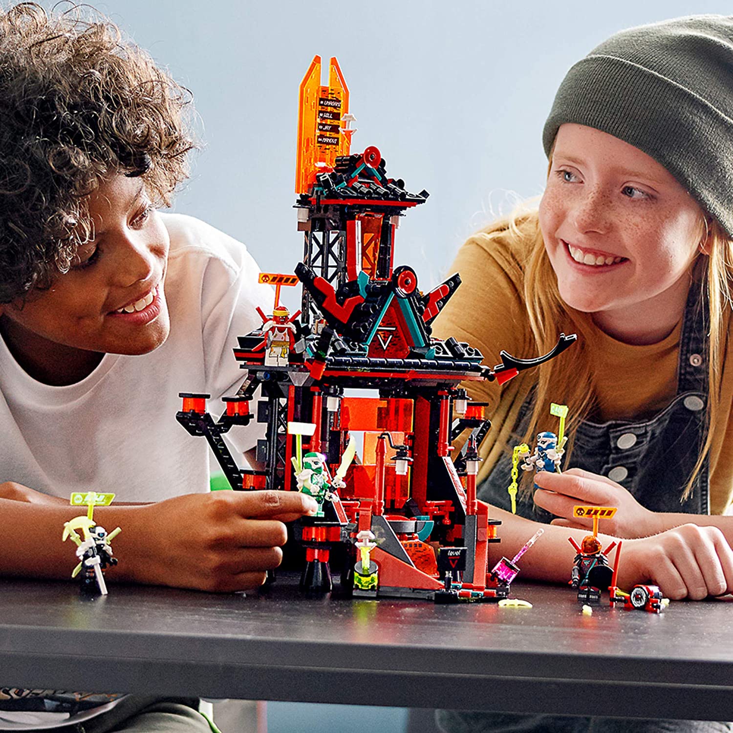 LEGO NINJAGO IMPERIO TEMPLO DA LOUCURA 71712 - Star Brink Brinquedos