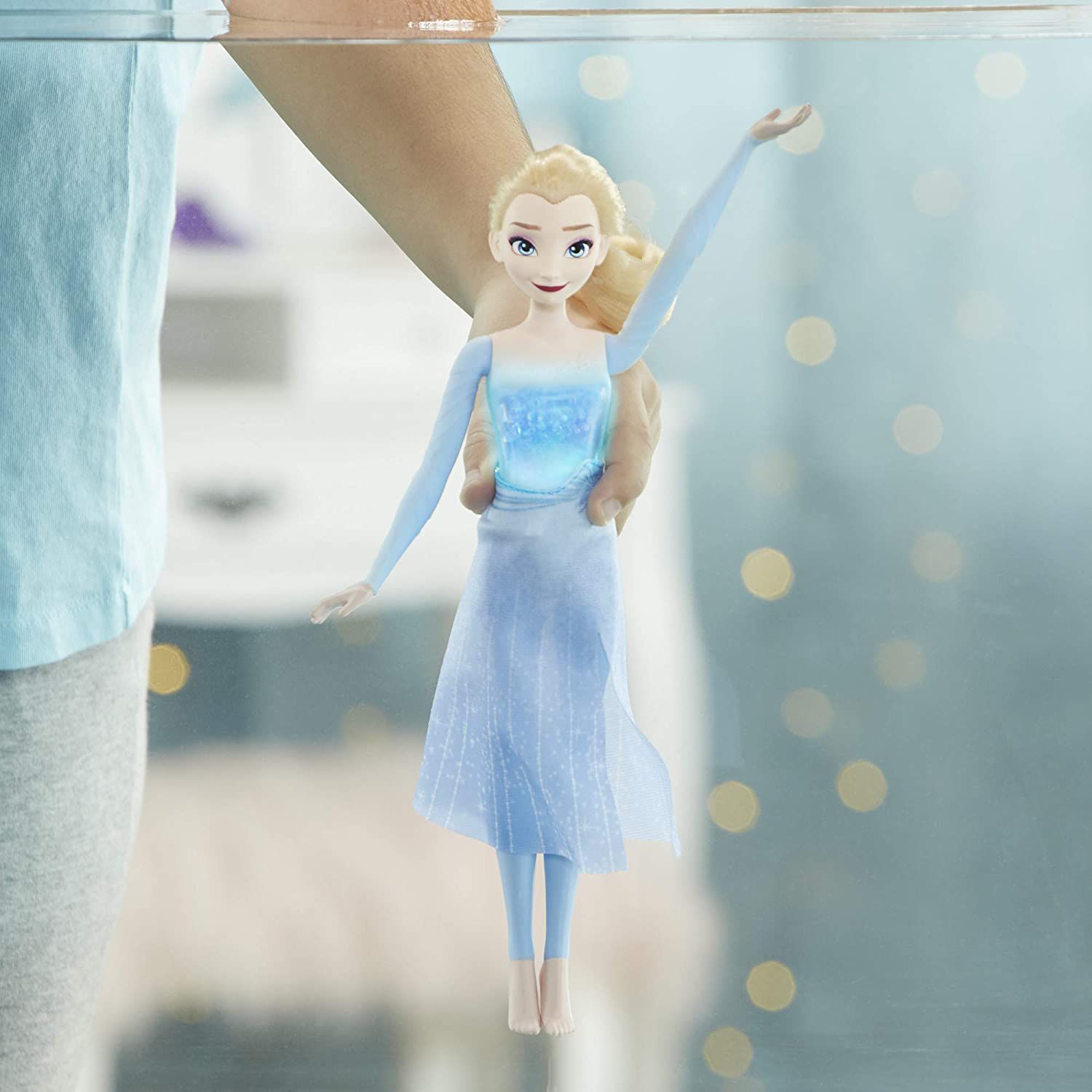 Boneca Frozen 2 Elsa Brilho Aquatico Hasbro F0594 Star Brink Brinquedos