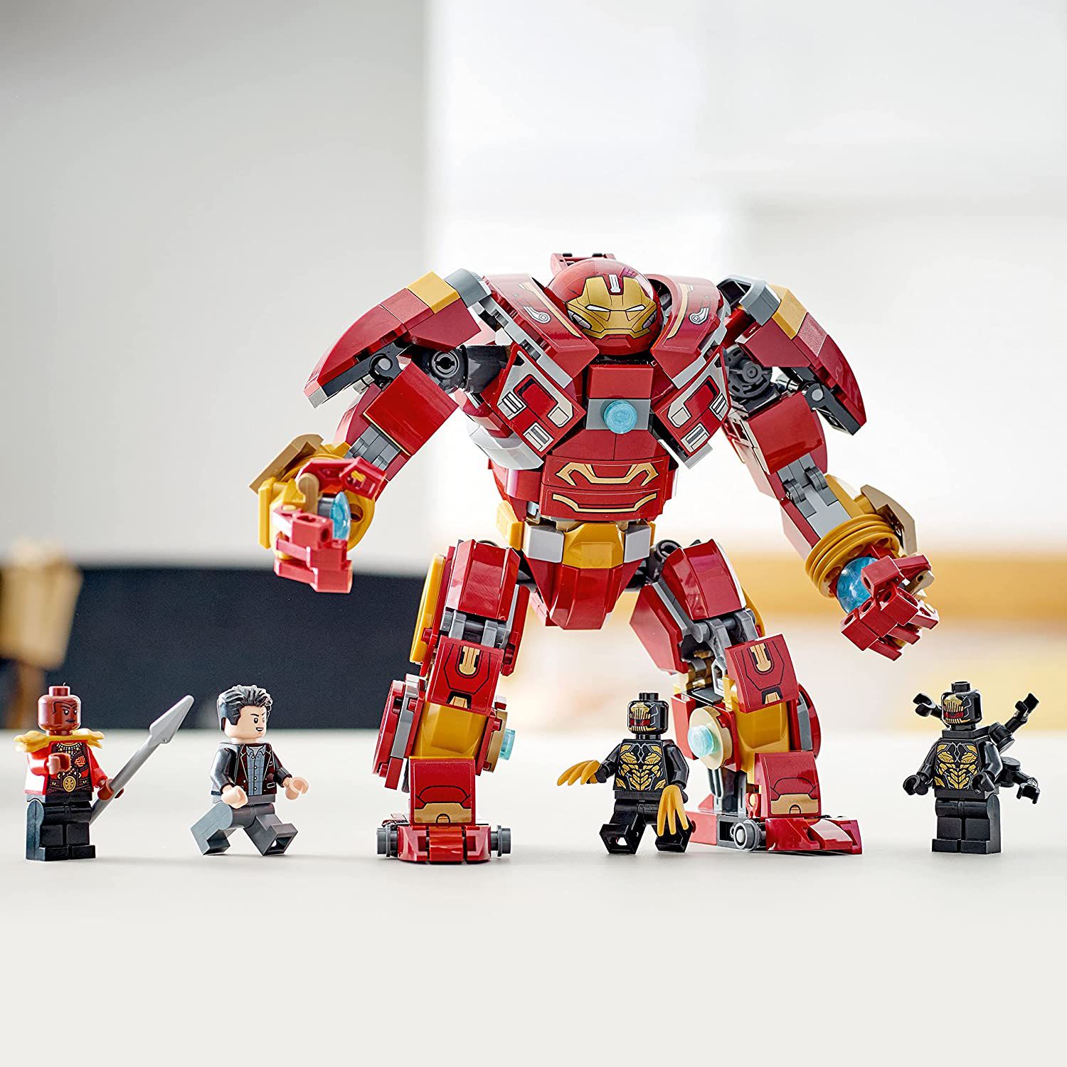 Lego Marvel O Caça-Hulk: A Batalha de Wakanda 76247 - Star Brink Brinquedos