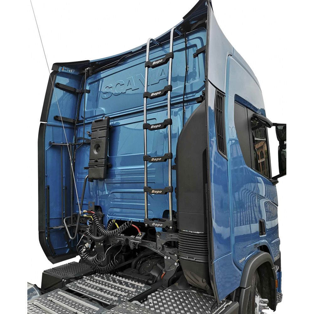 Escada Scania S6 Traseira Cabine R Teto Alto Cromada 6 Degr. - Uouu