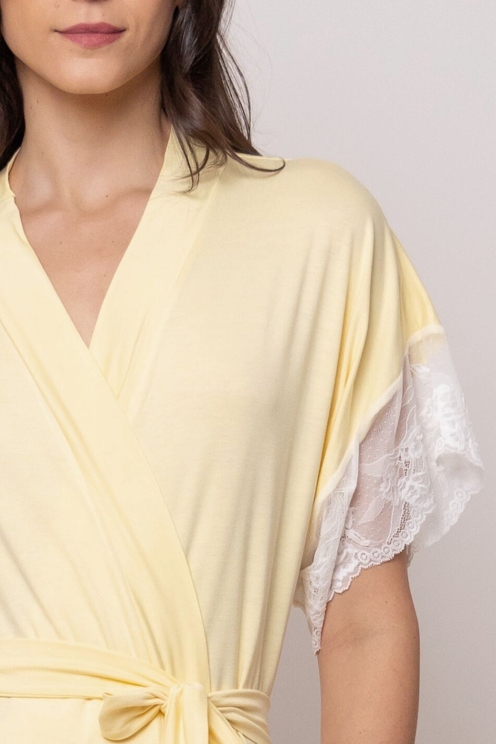 Robe Curto Transpassado Viscolycra e Renda Amarelo 11638 - Meia de Seda ...