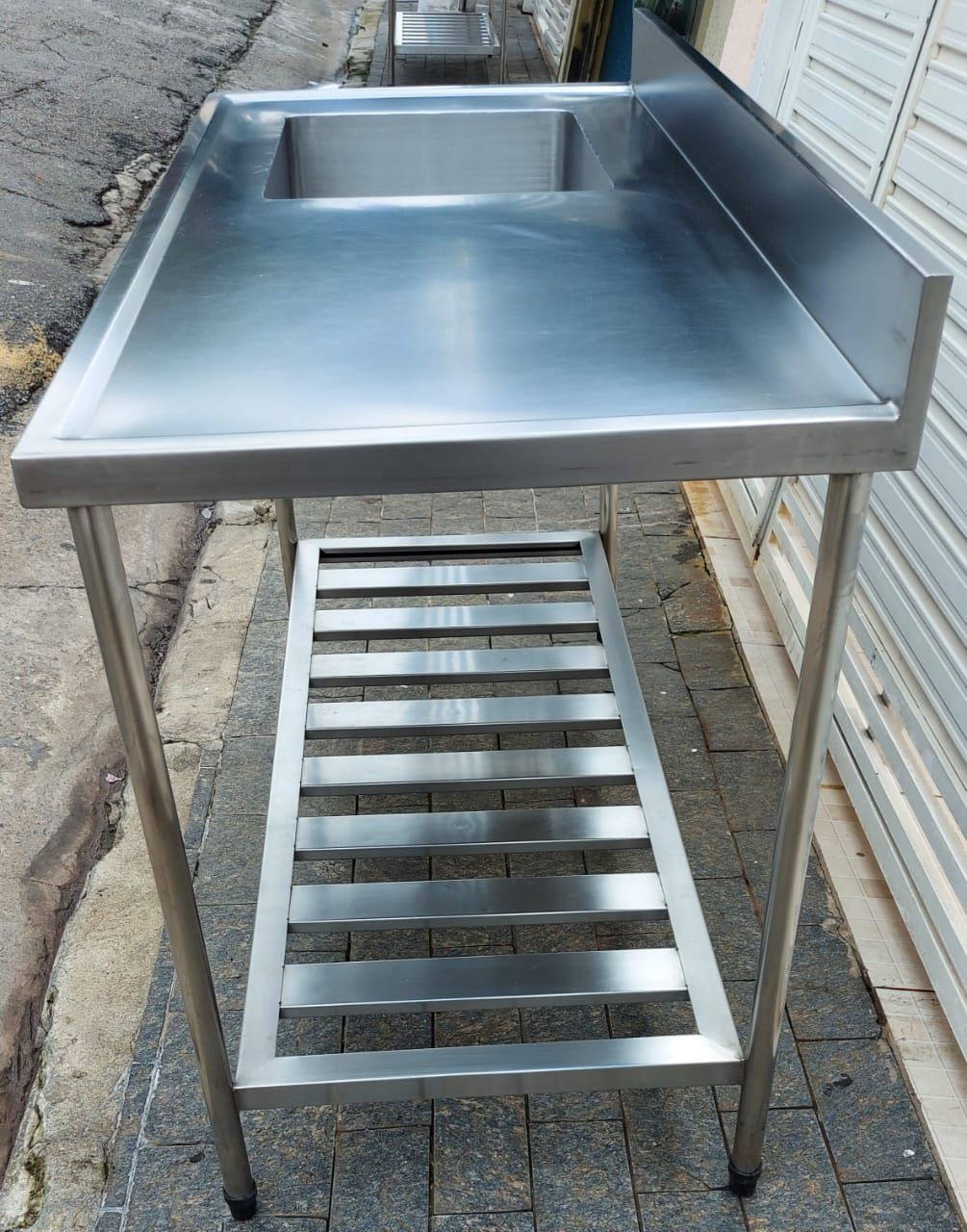 Pia de Inox com Cuba à Esquerda - Ilha das Cozinhas - Comércio de ...