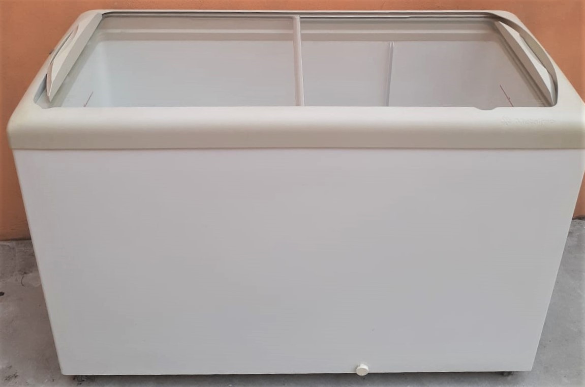 Freezer Horizontal Metalfrio - 336 Litros Tampo de Vidro / Expositor ...