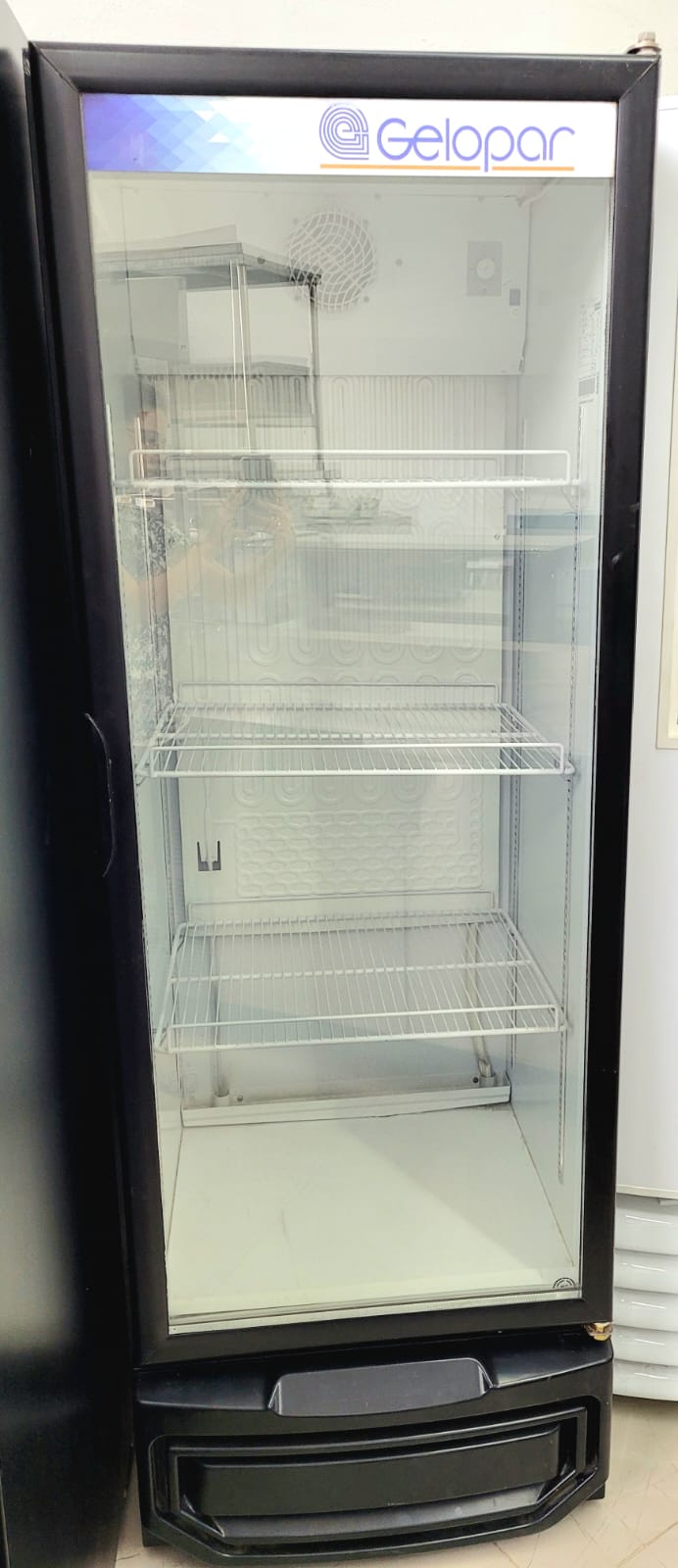 Geladeira Expositora Vertical GPTU 40 Gelopar 410 Litros Preto 127V ...