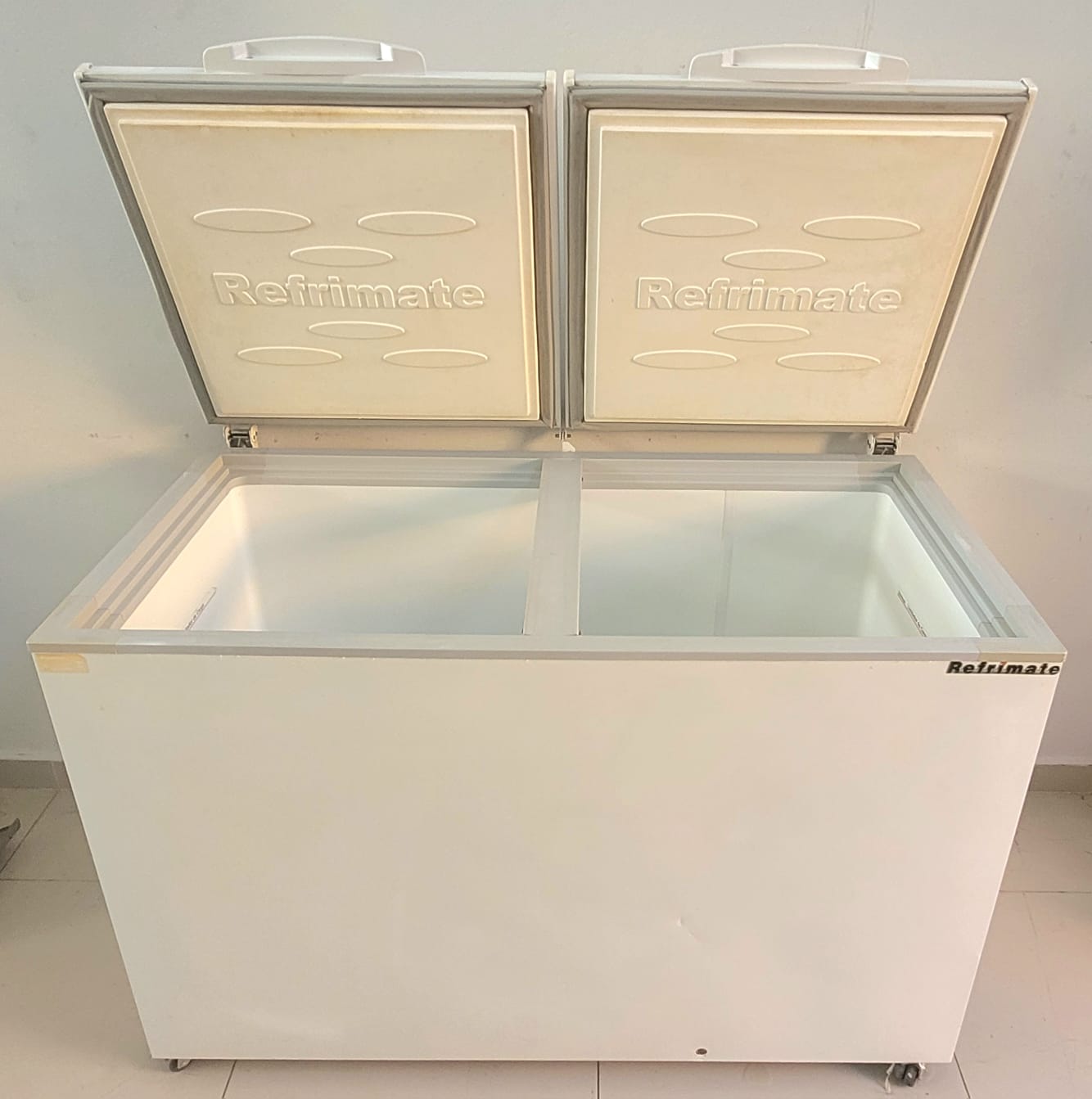 Freezer horizontal congelados 420 litros- 220V FHR420S - Refrimate ...