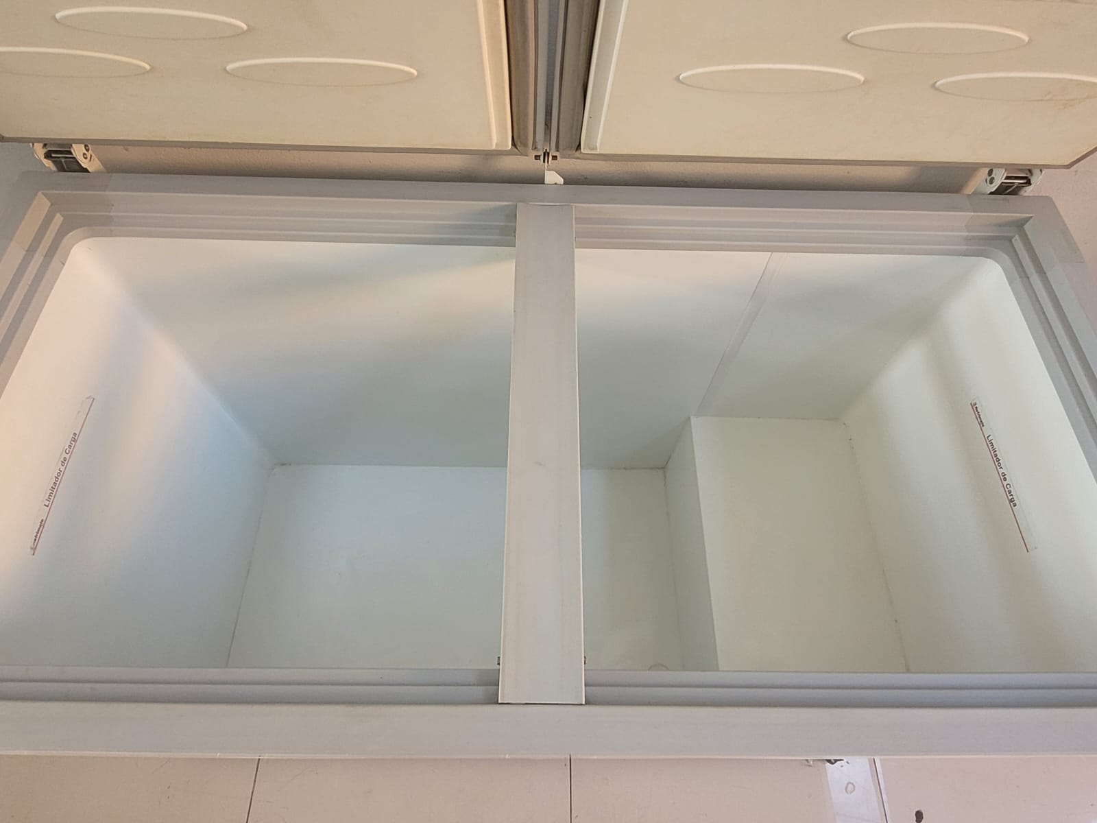 Freezer horizontal congelados 420 litros- 220V FHR420S - Refrimate ...