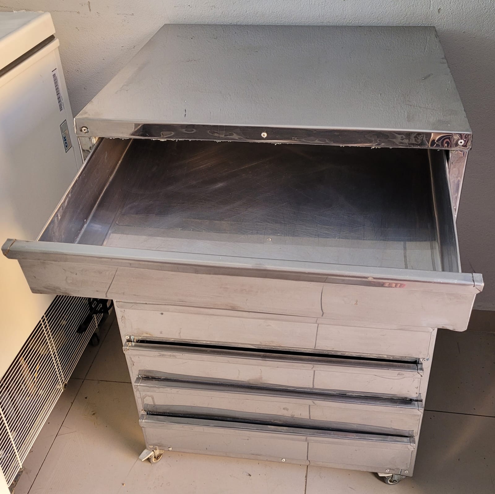 Gaveteiro Todo Inox Com 7 Gavetas [Usado] - Ilha das Cozinhas ...