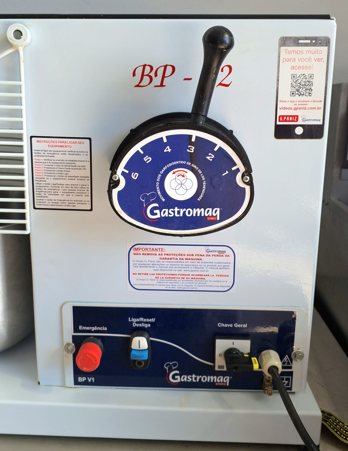 Batedeira Industrial Planetária 12 Litros 220v Gastromaq BP12 [Seminova] - Ilha das Cozinhas ...