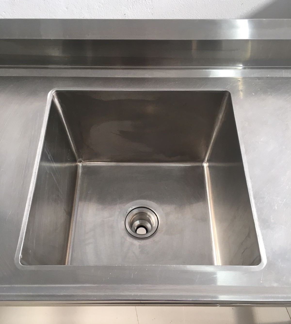 Pia / Bancada de Inox com cuba central - 1.50m x 70 x 85 [Seminova ...