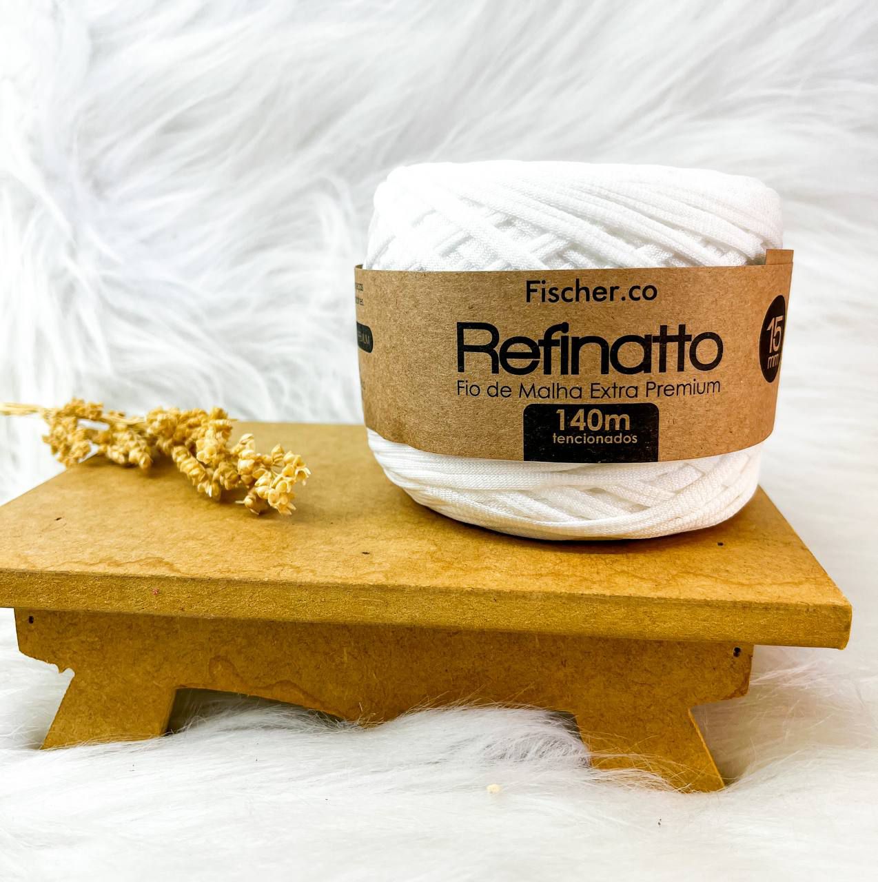 Malha Premium Fischer Refinatto 15mm - Off White - Déa Fios e acessórios para crochê.