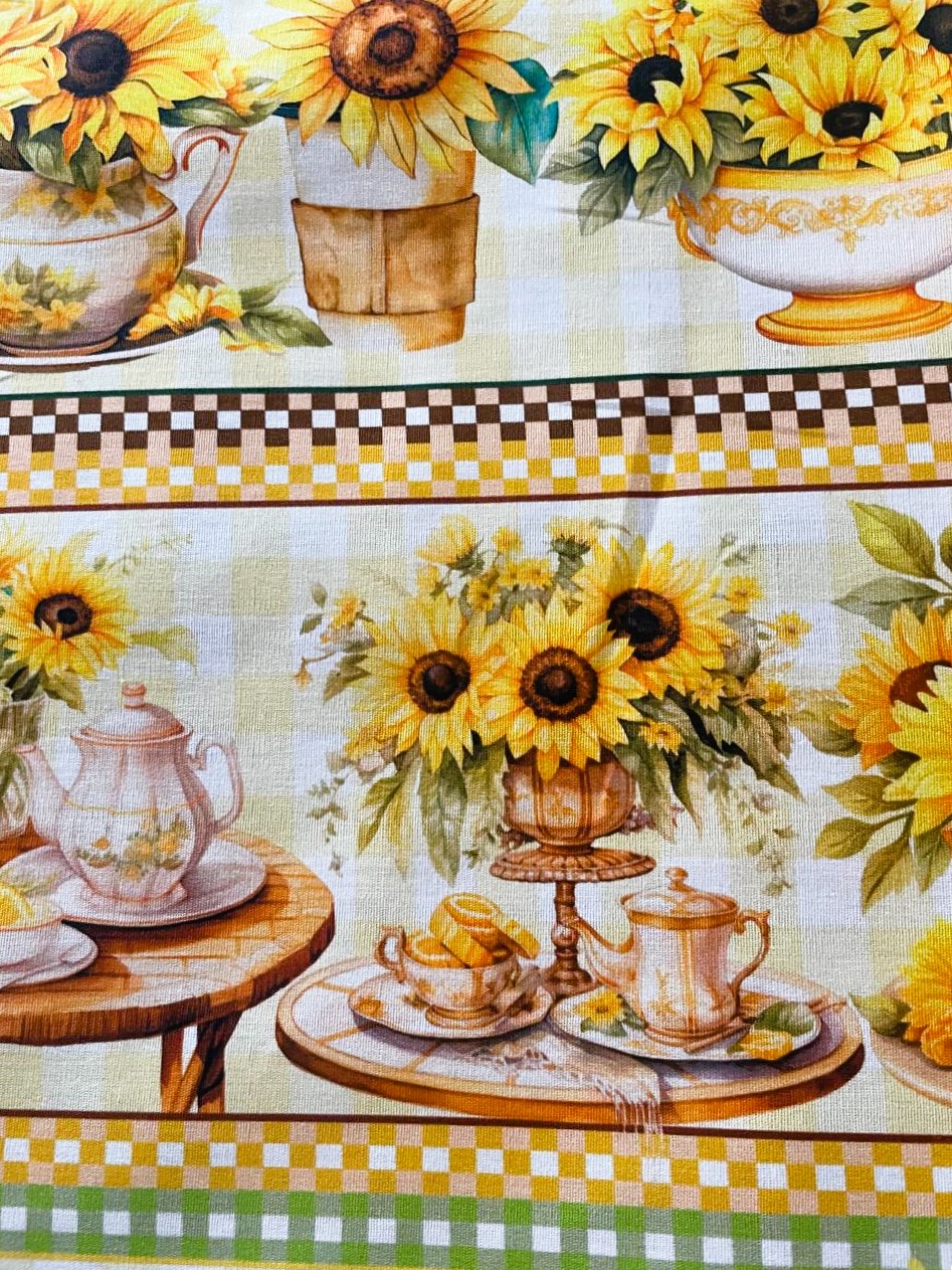 Tricoline Digital com 10 Faixas de Girassóis, Porcelanas e Frutas - Jotalira Tecidos