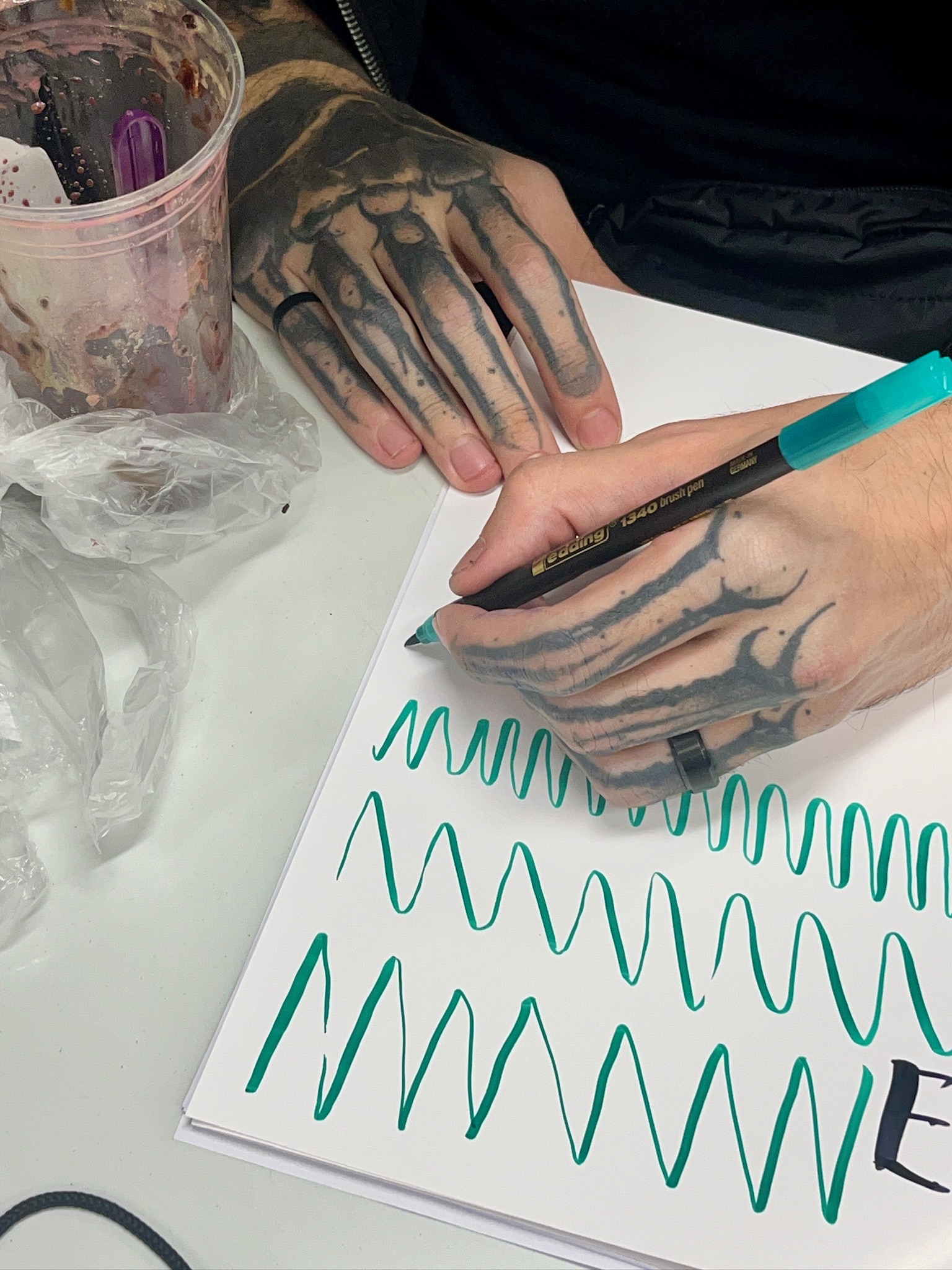 Kit Criminal Lettering - edding Brasil