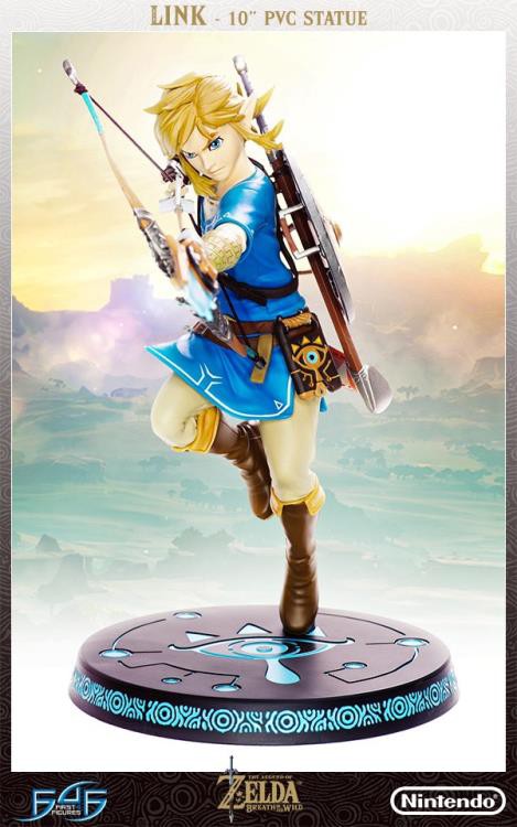 The Legend of Zelda: Breath of the Wild - Link - Statue - MegaHouse ...