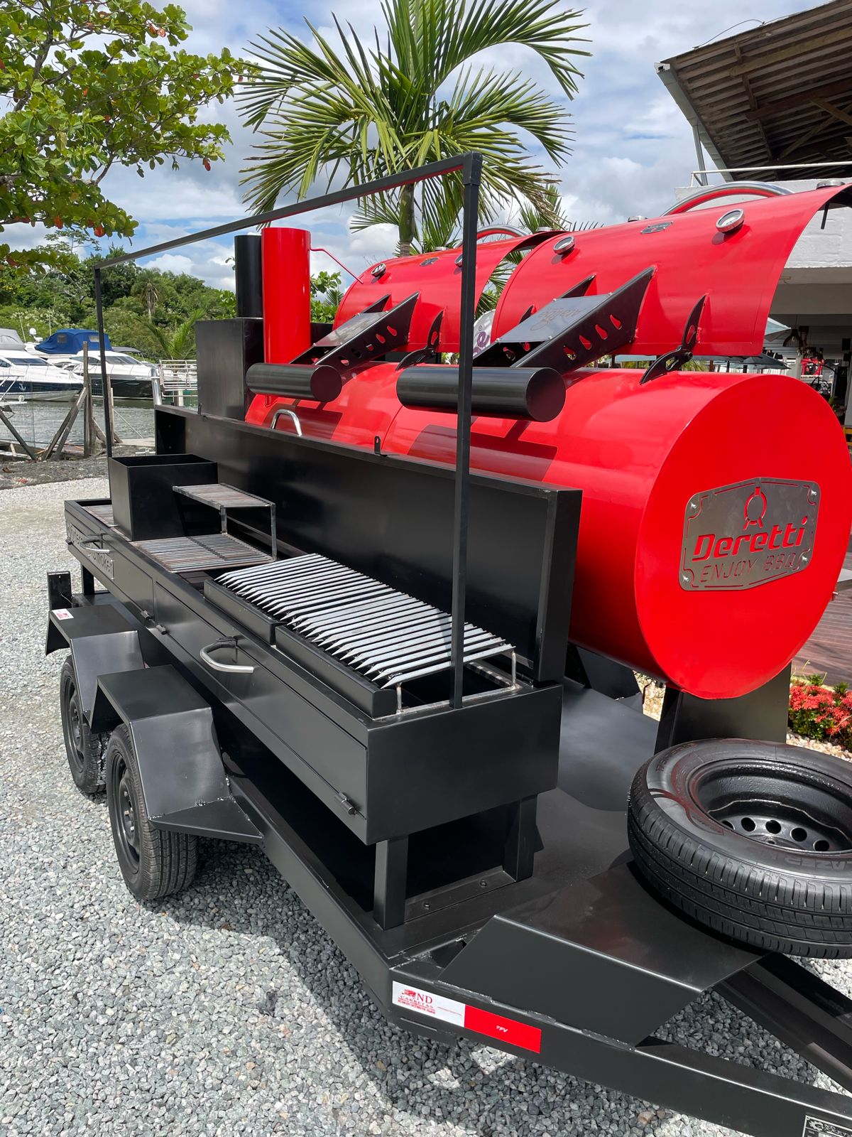 Carretinha 32" Gran Pan-americana - Pit Smoker, Parrilla, Varal e Forno ...