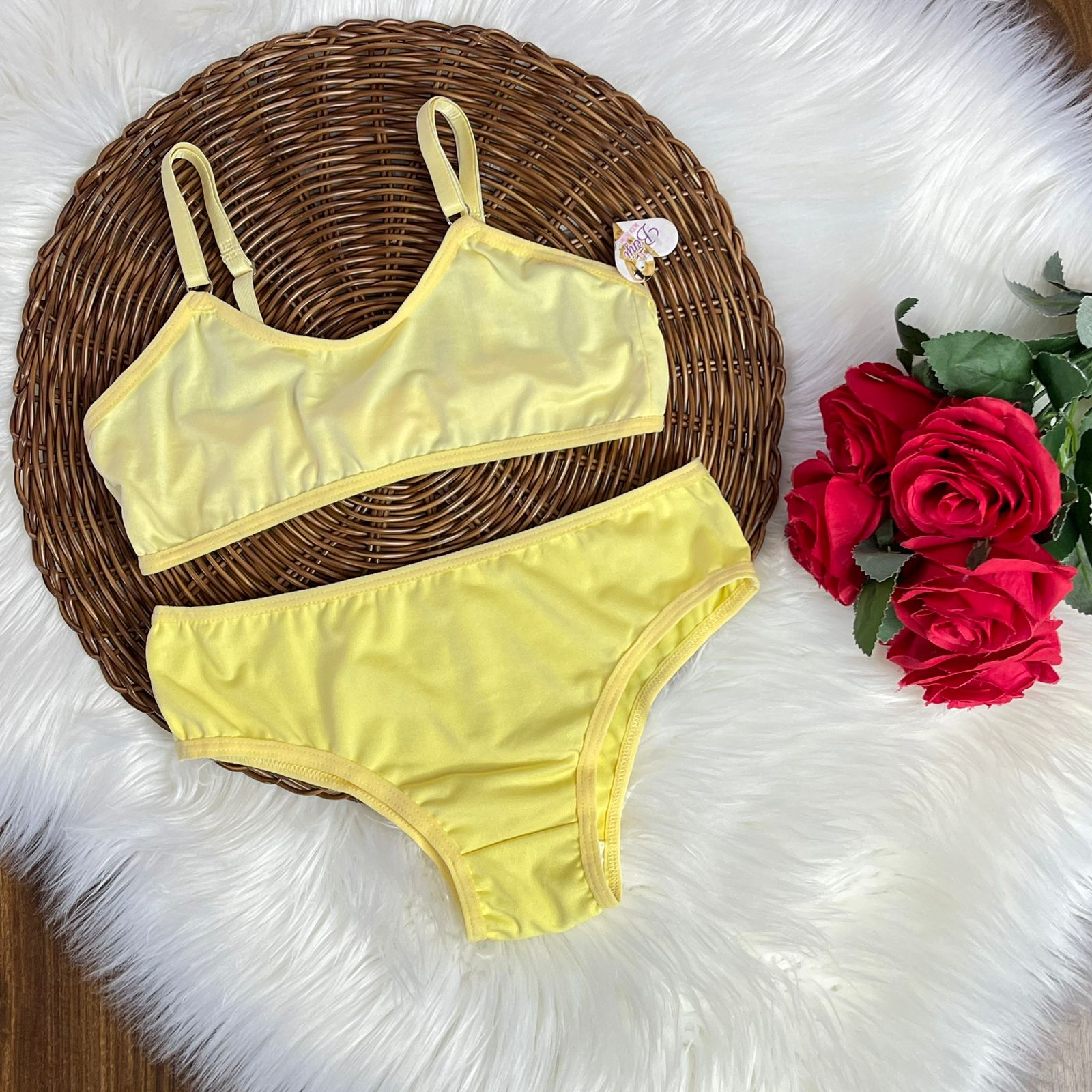 Conjunto Menina Moça Sem Bojo Amarelo - Linda Moreira Moda Intíma