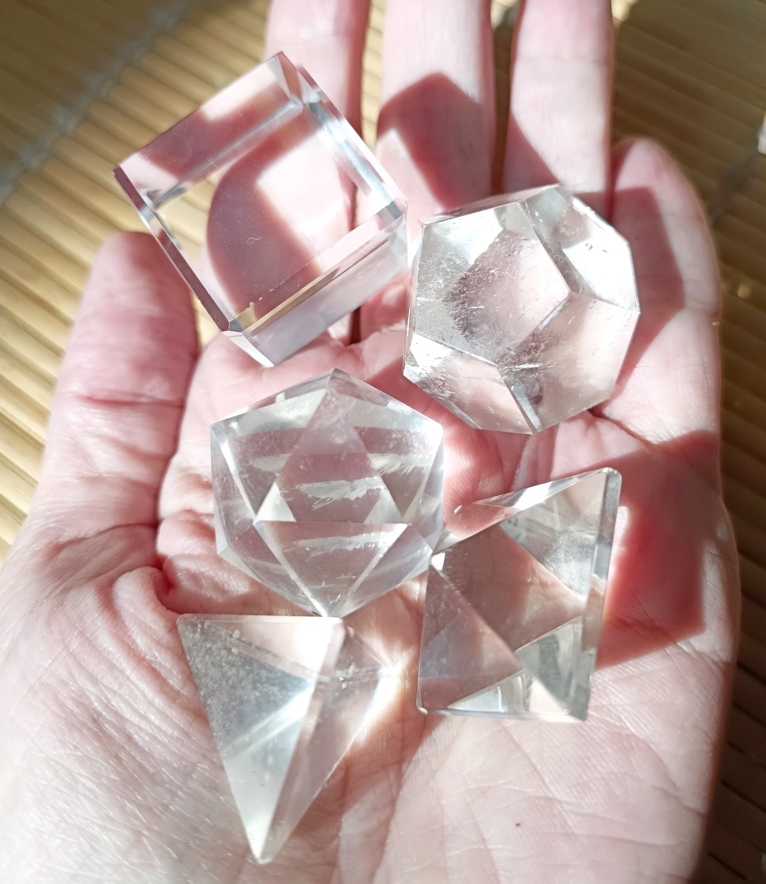 Kit Sólidos Platônicos cinco formas de Cristal de Quartzo - Nirvana Cristais