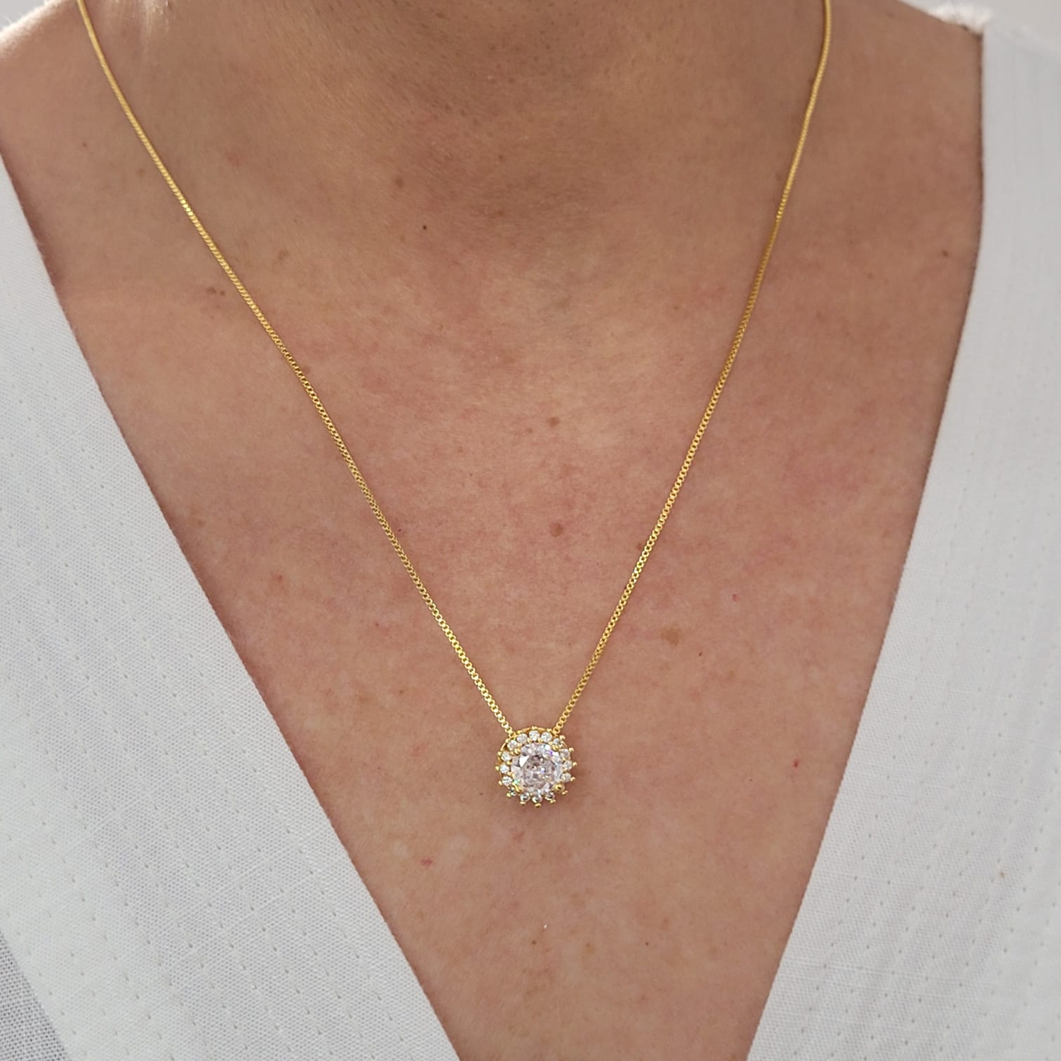 Colar Redondo Cristal Banhado a Ouro 18K - GR Infinity Joias e ...