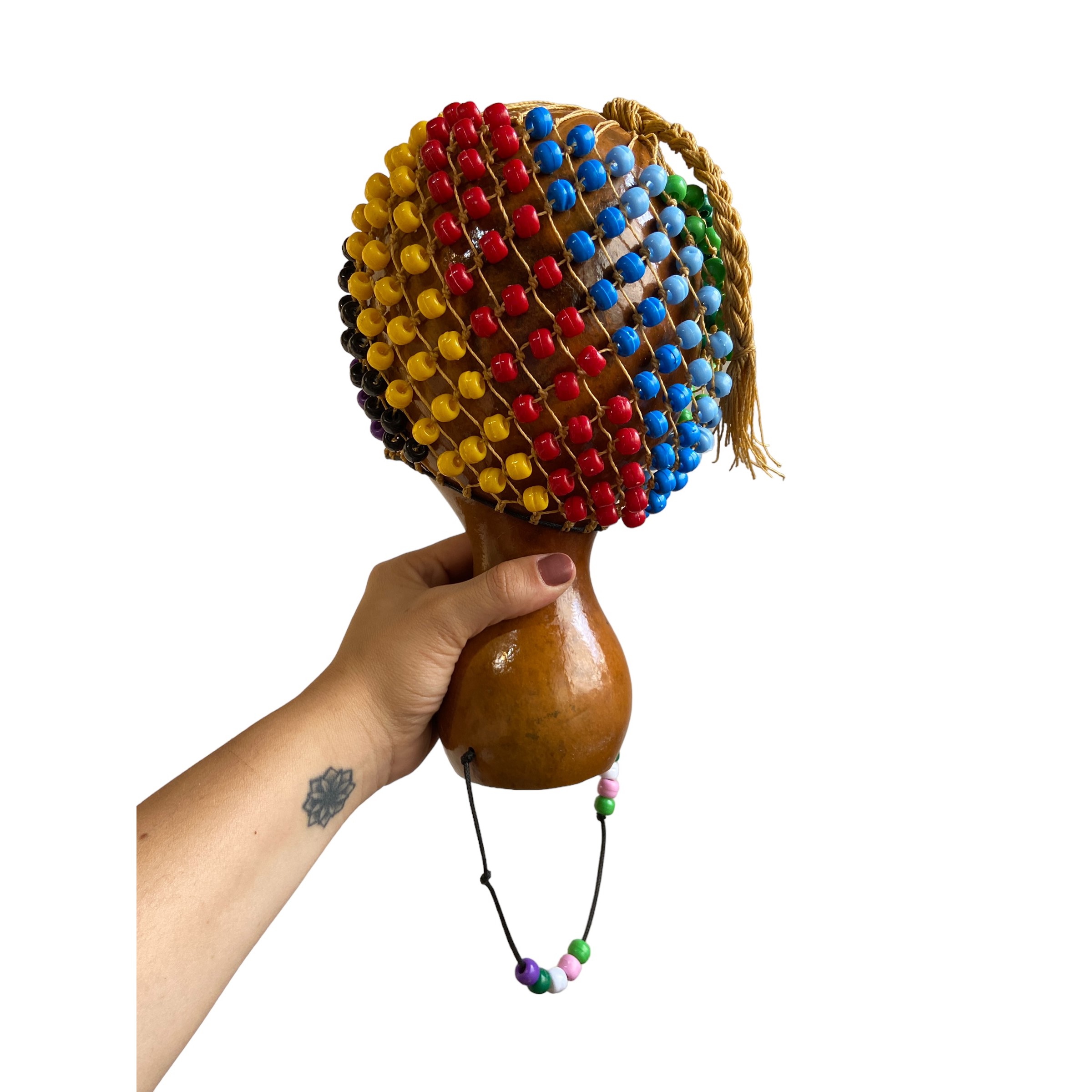Xequerê Abê Agbê Artesanal Médio Com Miçangas Coloridas - O Acústico ...