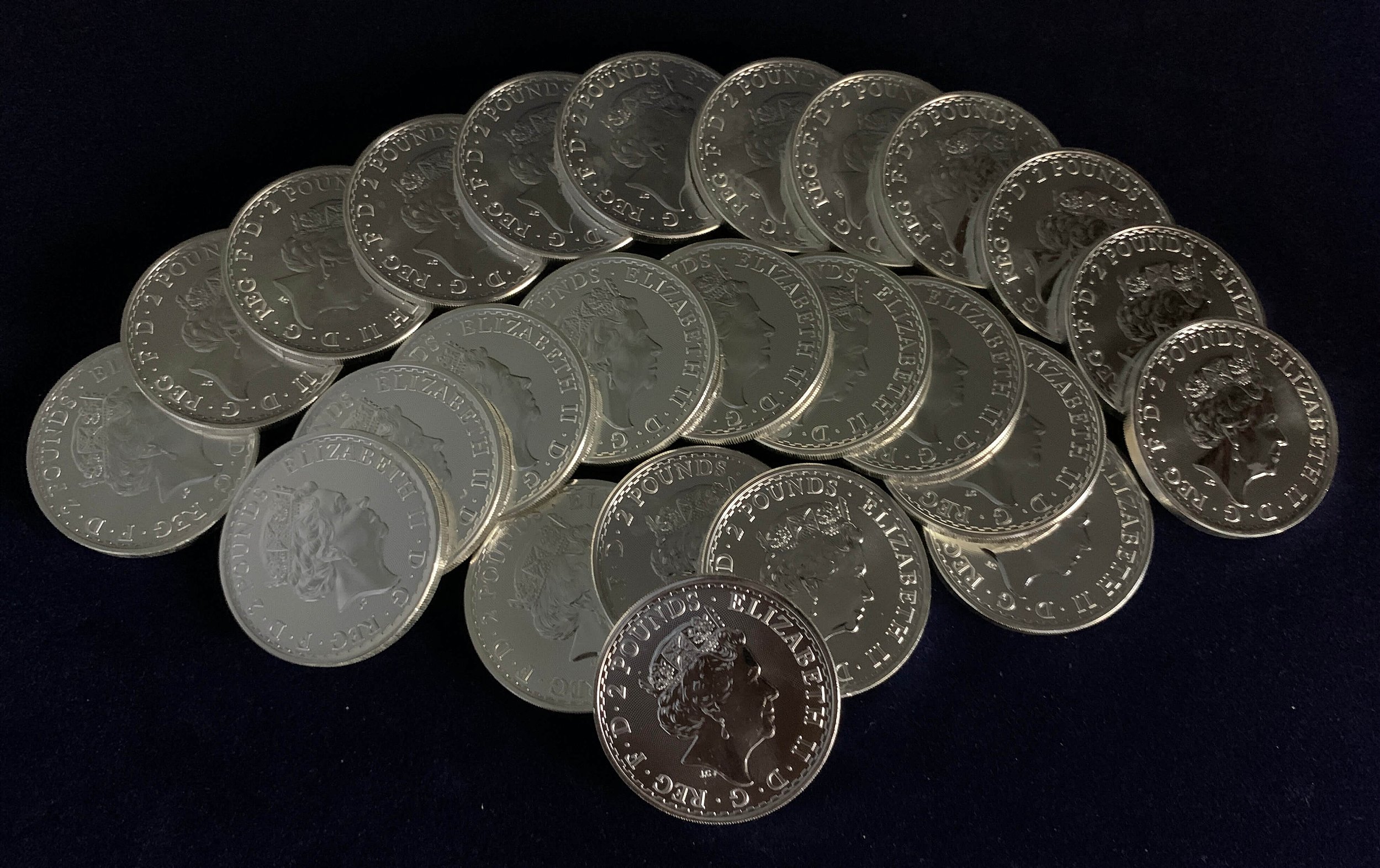 Tubo com 25 Moedas de Prata 999 de 2 Libras, 25OZ, Reino Unido, 2020 ...