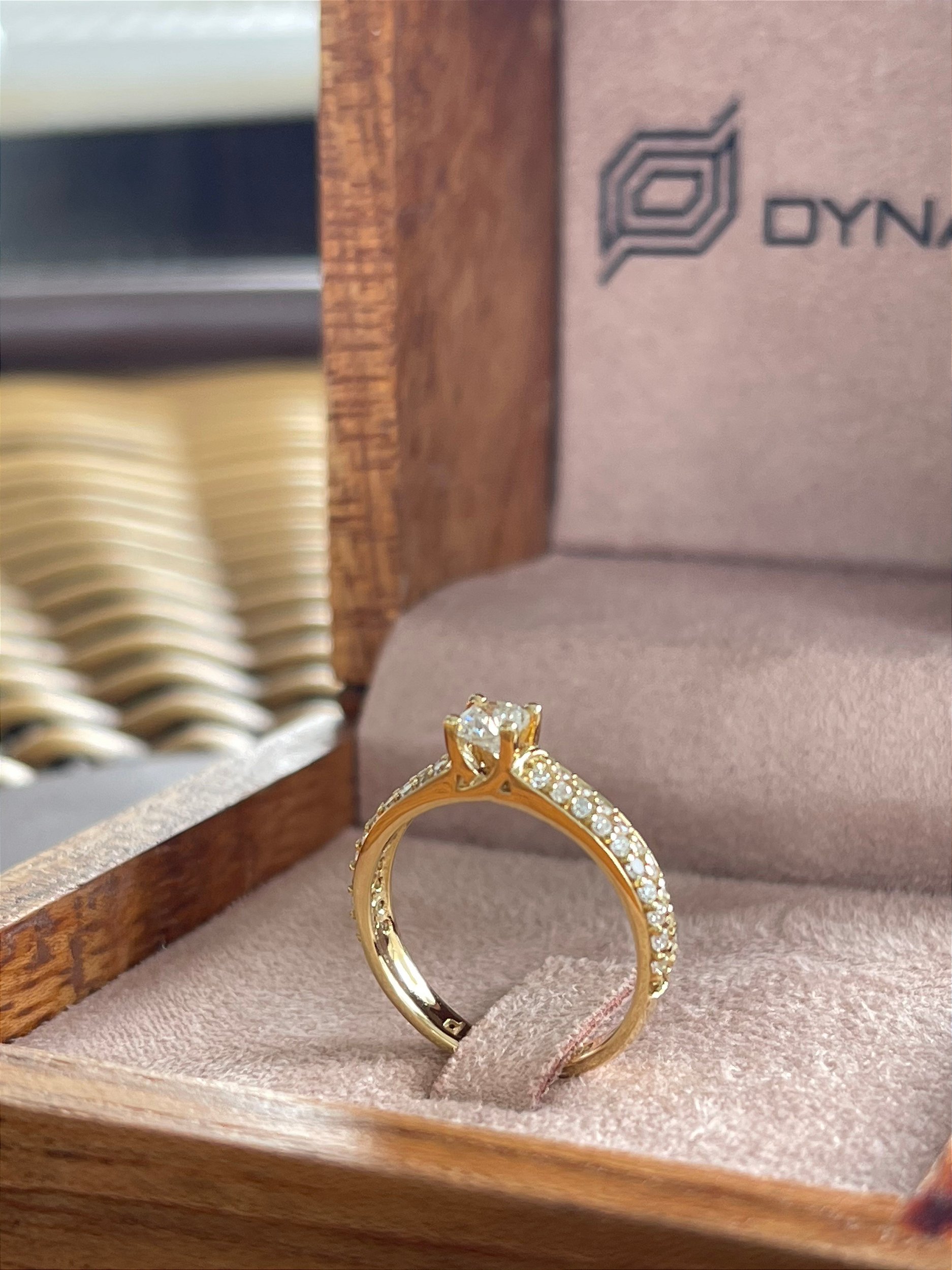 ANEL EM OURO STAR - Dynamus Jóias