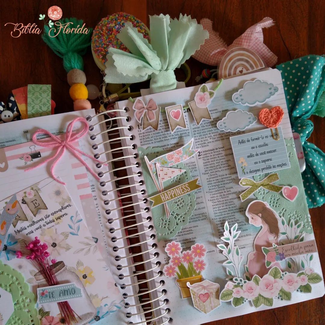 Scrapbook - Escolhida - Bible Journaling - Bíblia Florida