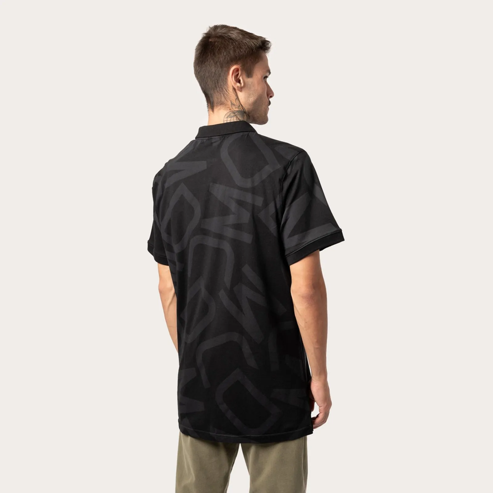 Polo Mcd Mc Logomania Black - REPUBLIKA