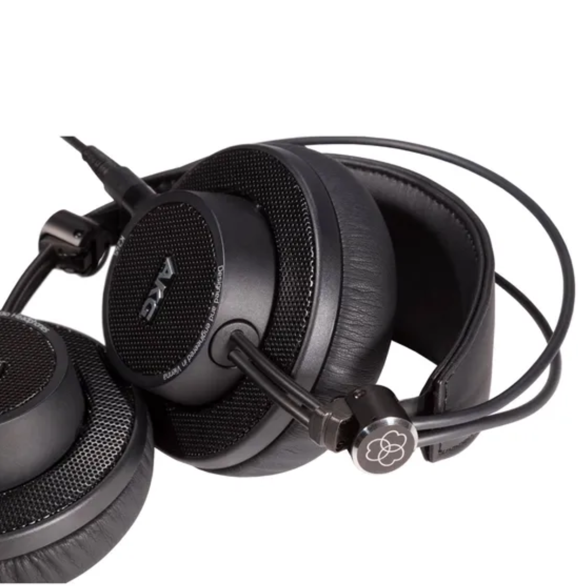 Akg K245 Fone De Ouvido Preto - LiquidaE - Maior rede de OUTLET em eletros do Brasil