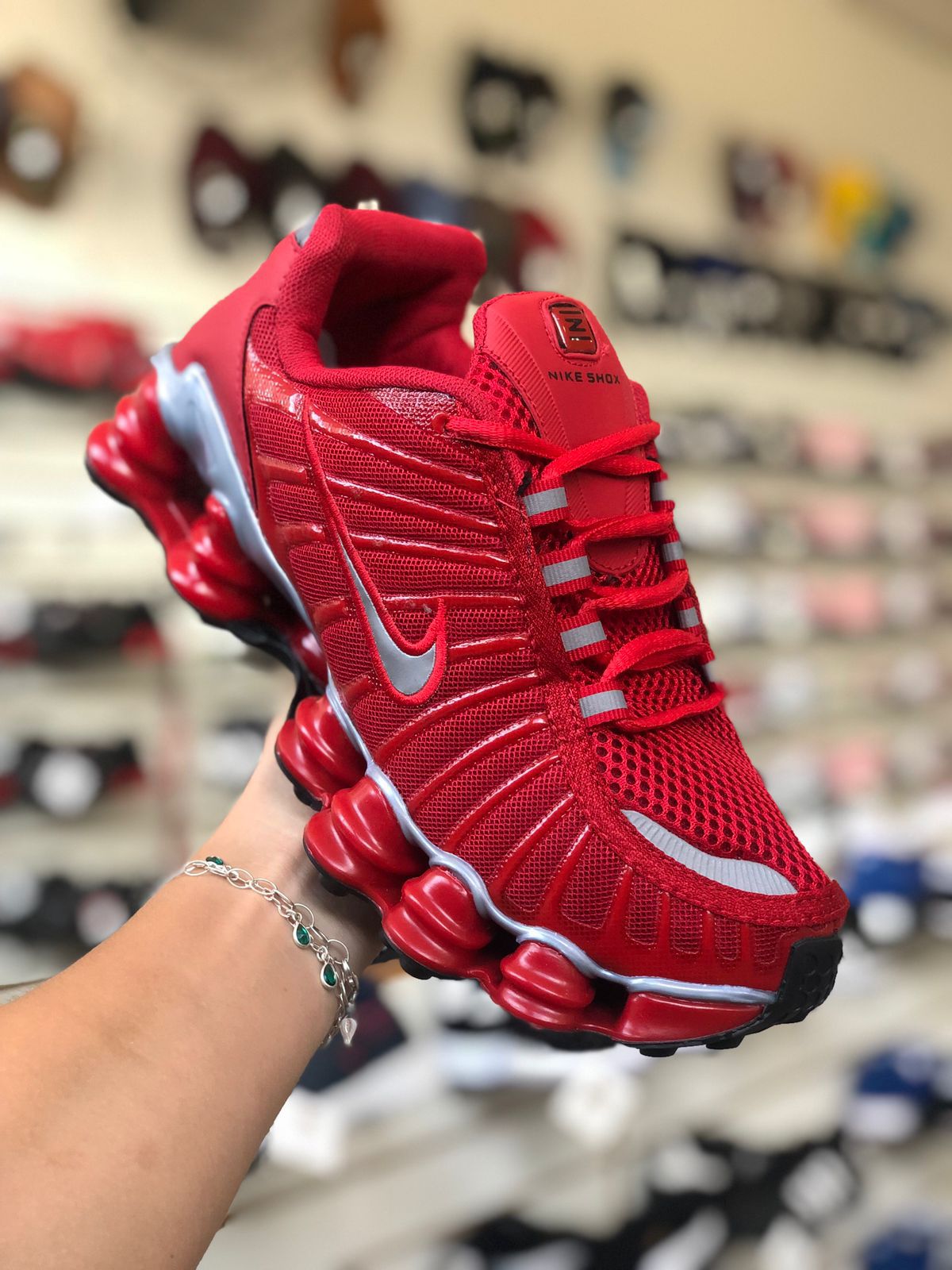 Nike 12 Molas - Moda Brás