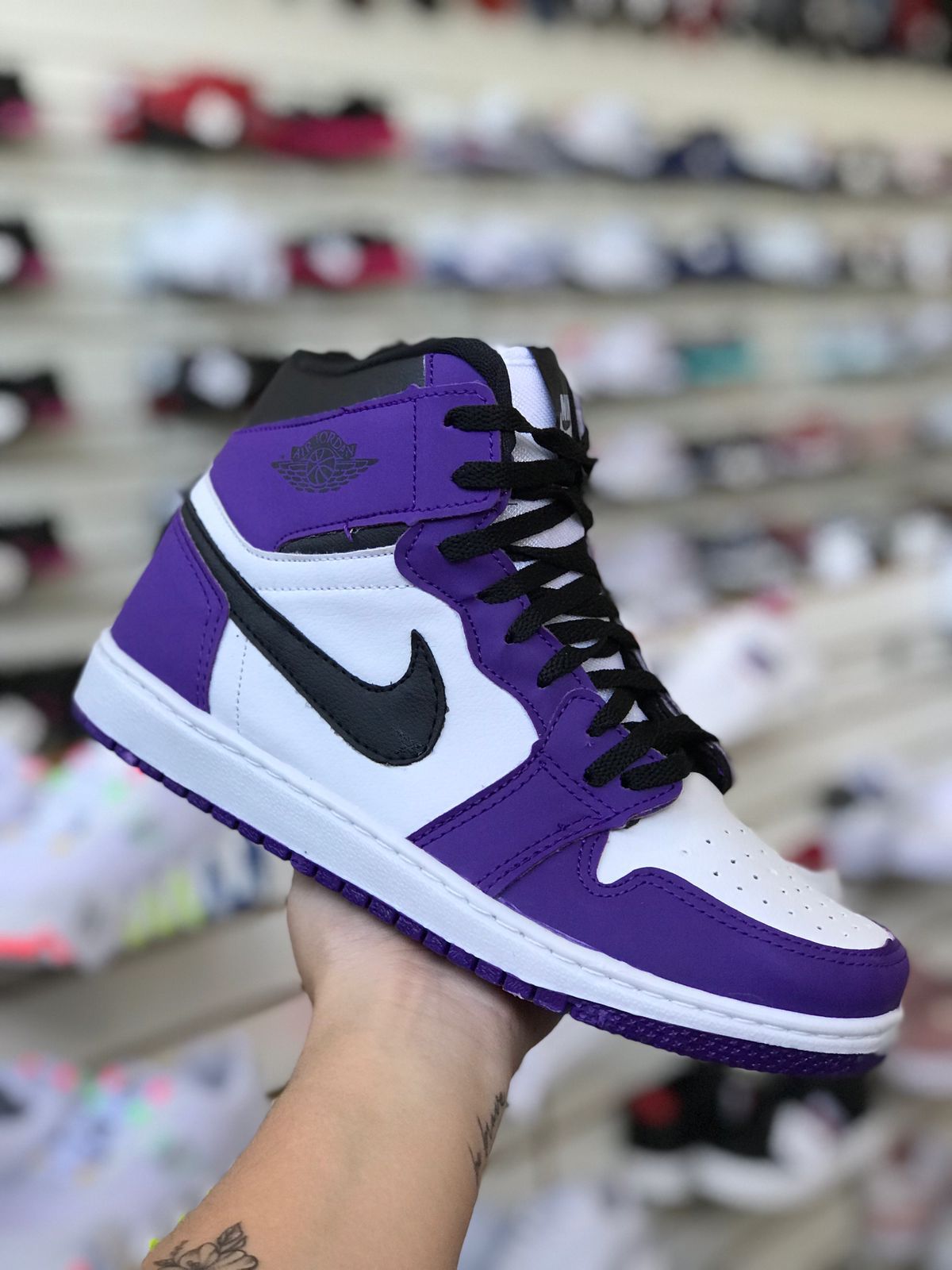 Nike Jordan Branco e Roxo - Moda Brás