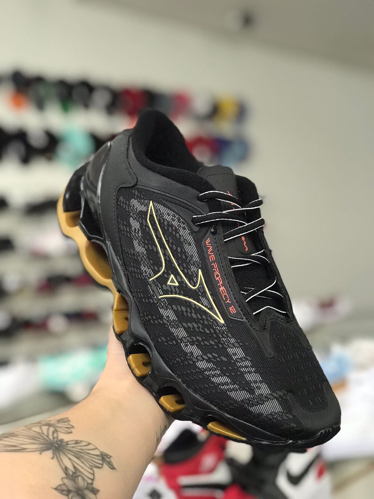 Miz Wave Prophecy 12 Preto e Dourado - Moda Brás