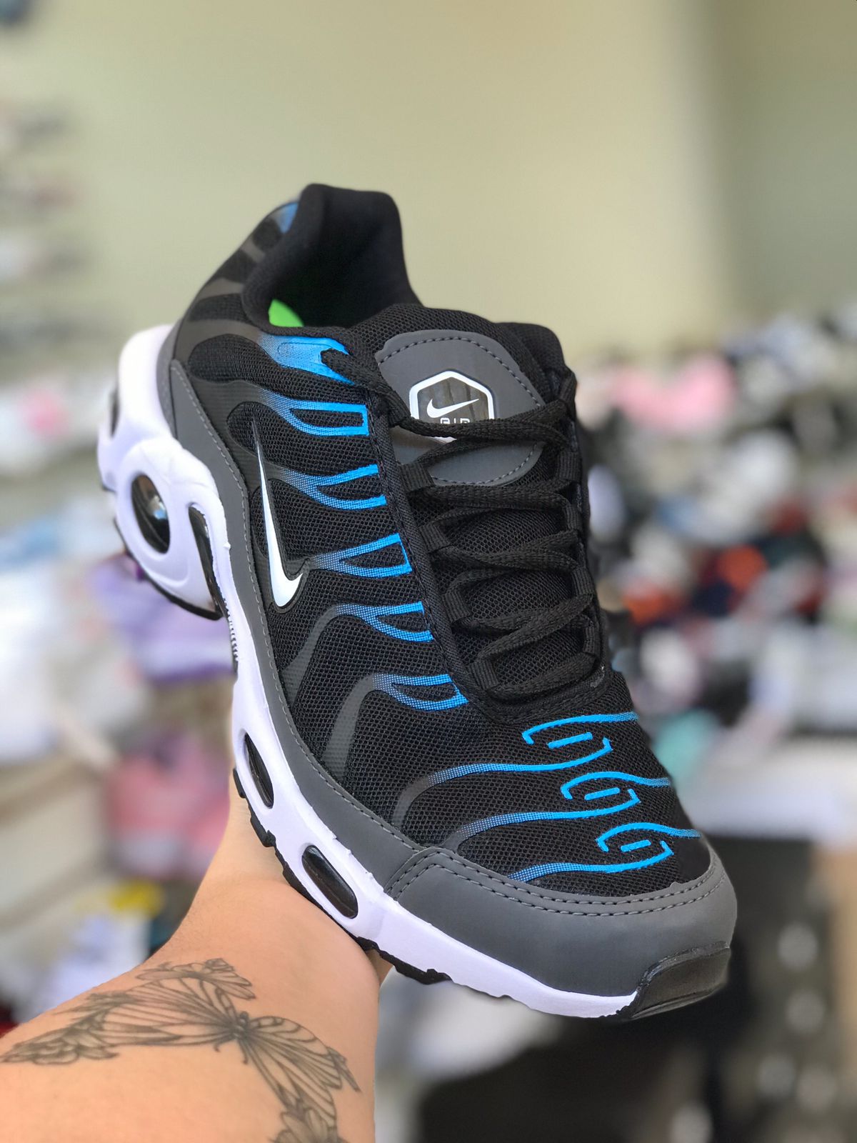 NK Air Max 95 TN Preto e Azul - Moda Brás