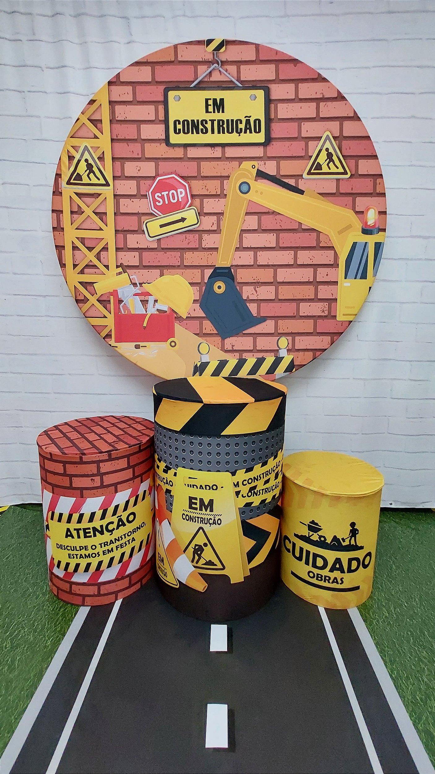 Painel De Festa Redondo 1,50 x 1,50 + Trio De Capas Cilindro ...